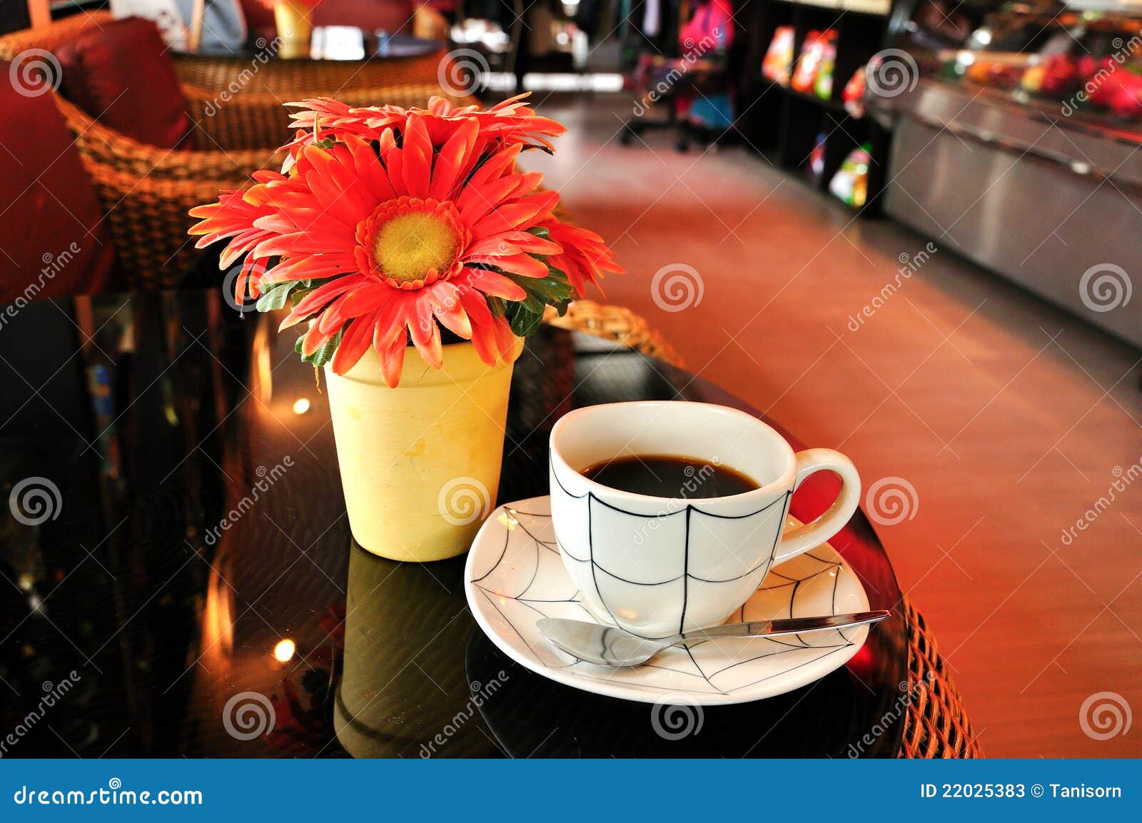 Hot coffee in coffee shop stock image. Image of espresso - 22025383