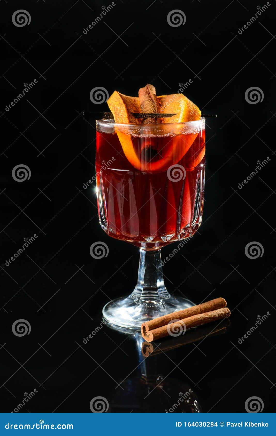 Hot fragrant mulled wine stock photo. Image of decorated - 164030284