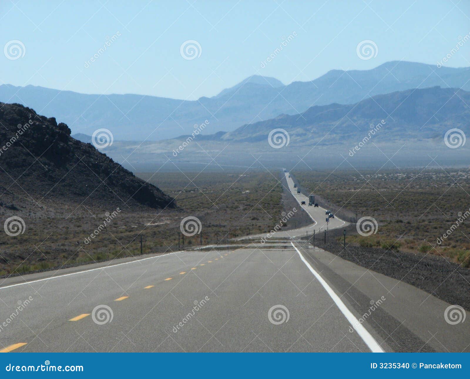 Hot highway stock photo. Image of road, empty, desert - 3235340