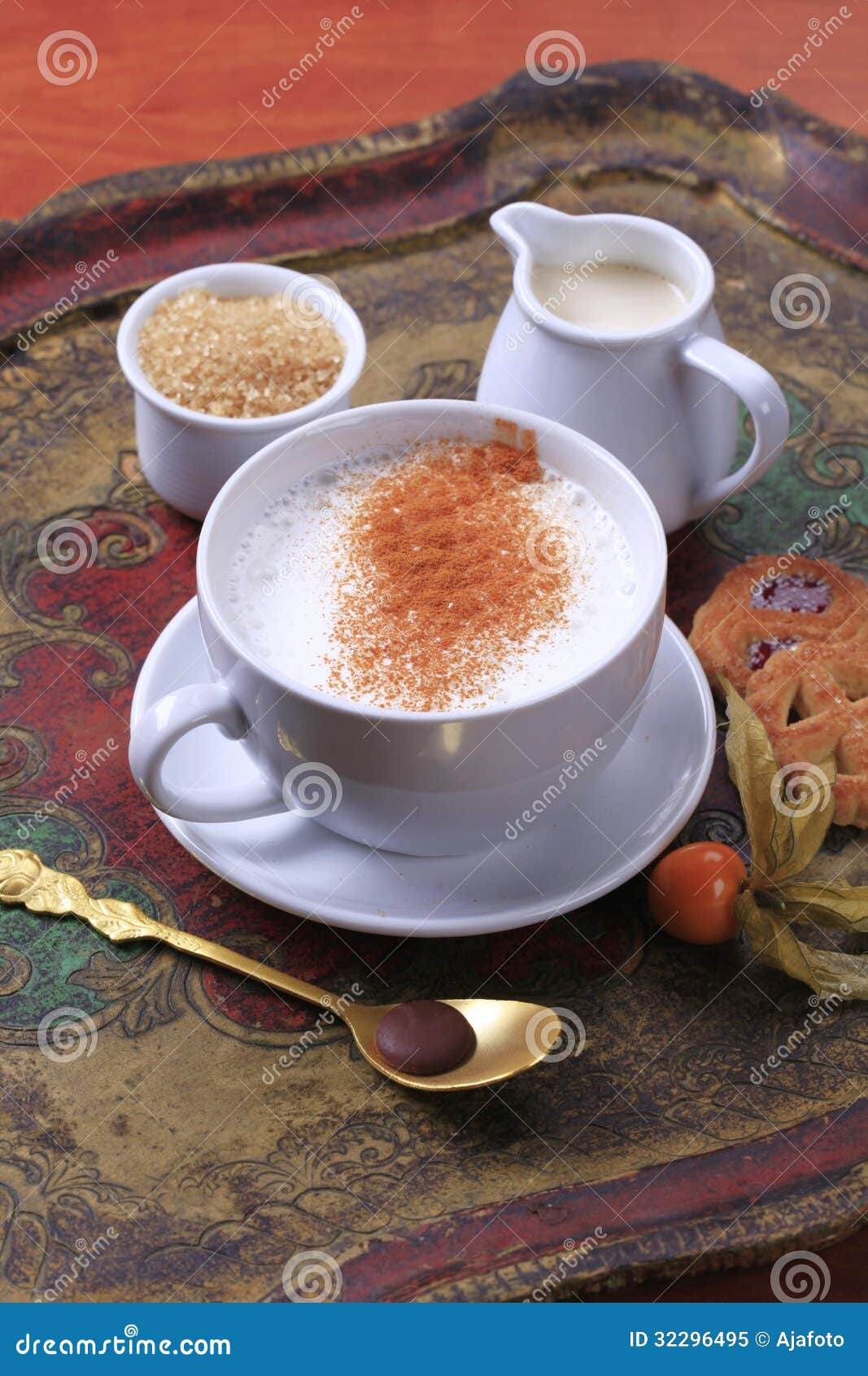 Hot milk with nutmeg stock image. Image of steamer, tray - 32296495