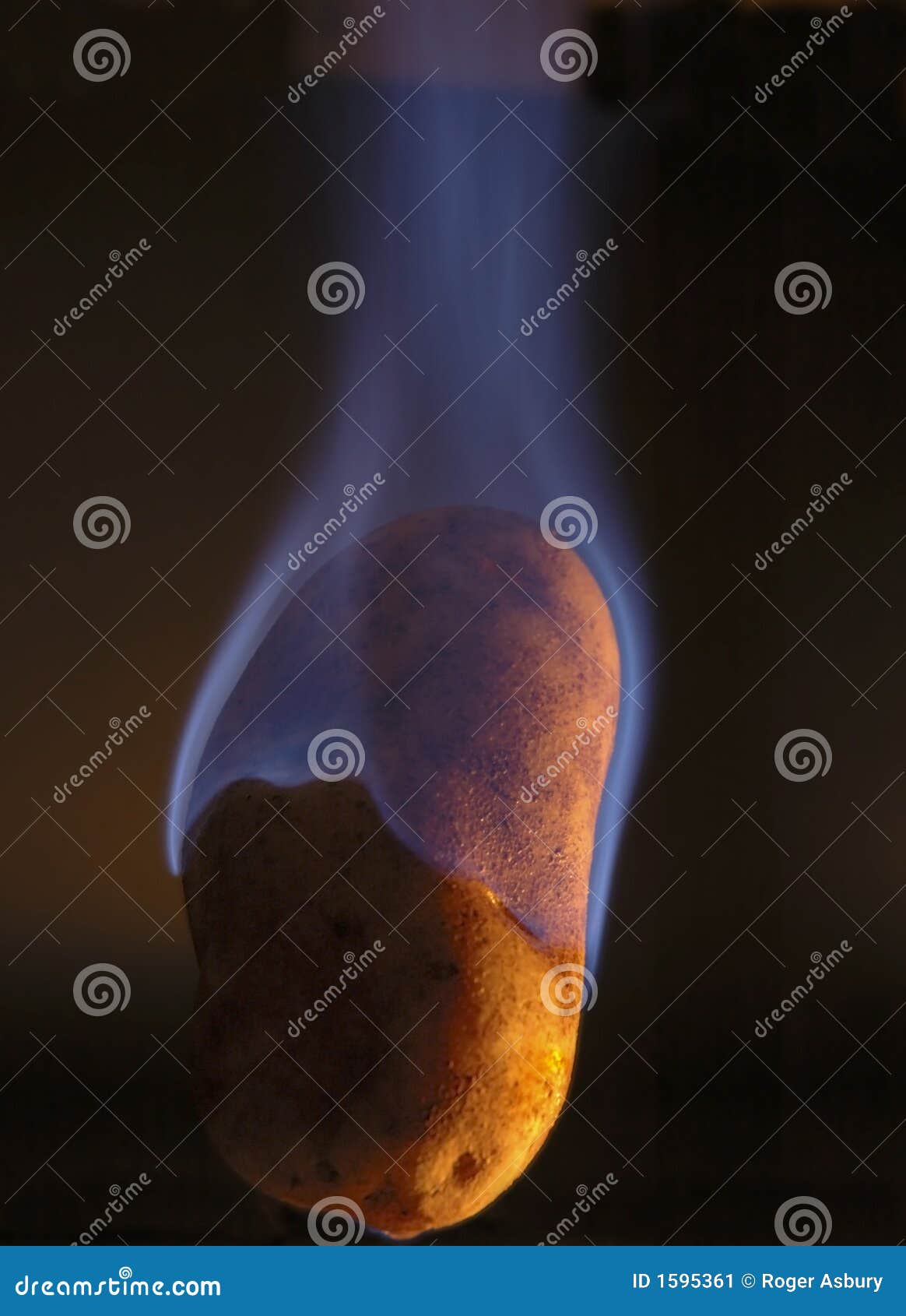 Hot Potato stock image. Image of peel, tuber, food, vegan - 1595361