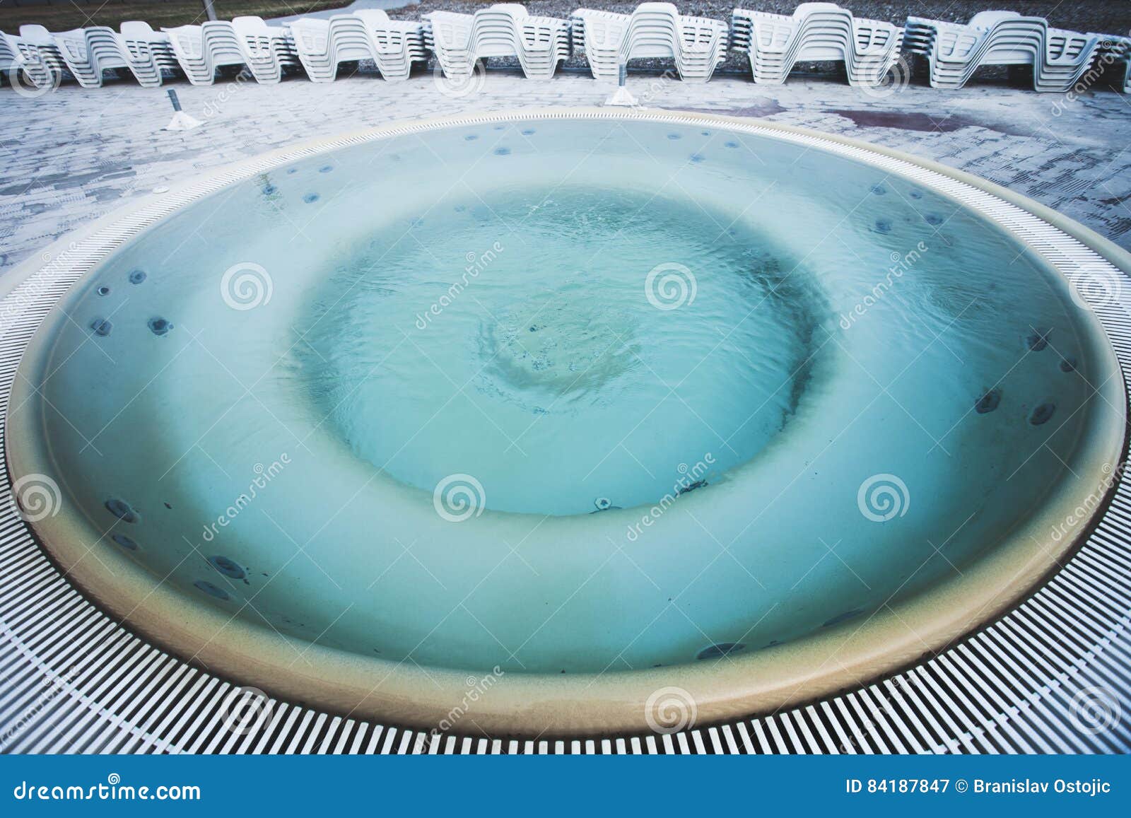 Hot Thermal Spa Jacuzzi Round Pool Stock Image - Image of tube, clean ...