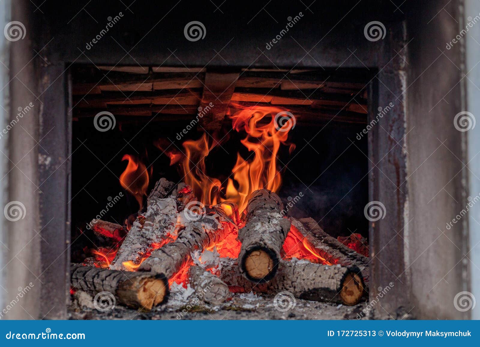 Hot Vivid Burning Birch Logs in Fireplace on a Cold Winter Day Stock ...