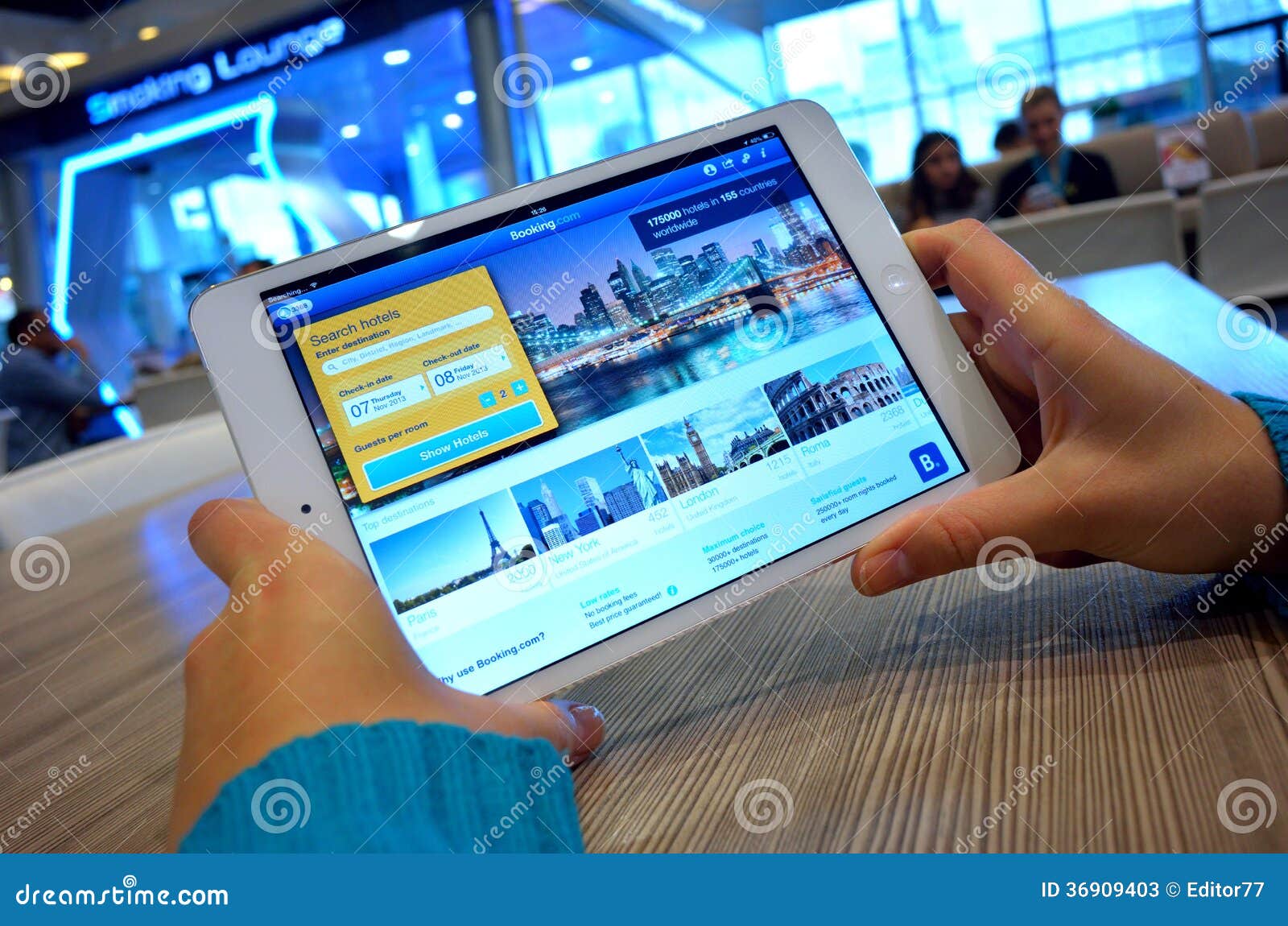 Hotel booking editorial stock photo. Image of industry - 36909403