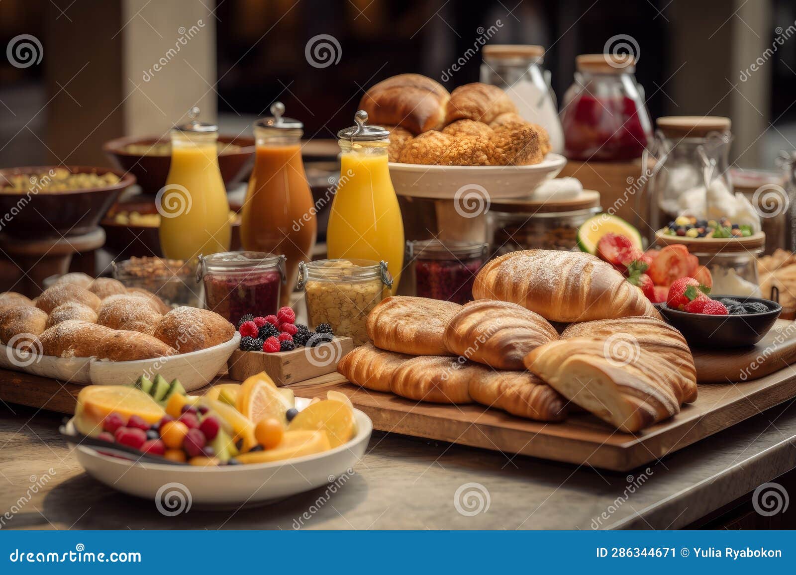 Hotel Breakfast,lunch And Dinner Buffet With Various Hot And Cold ...