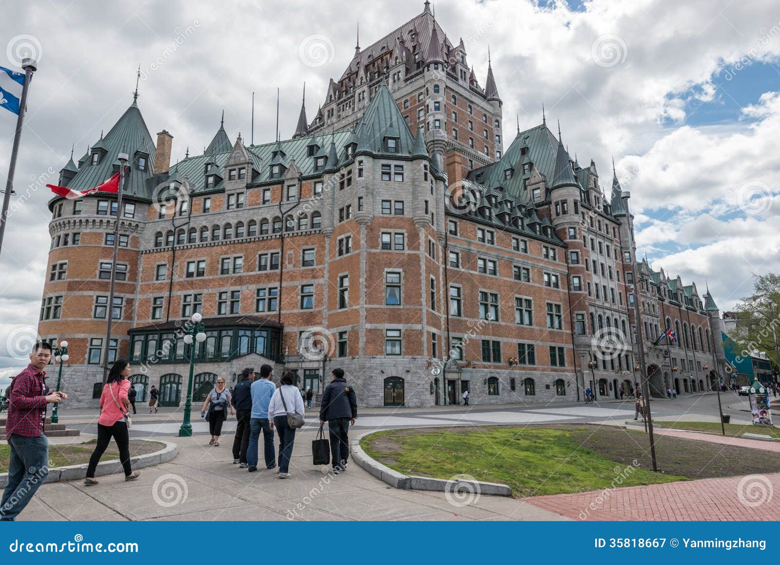 Hotel Del Castillo De Frontenac De La Ciudad De Quebec Fotografía ...