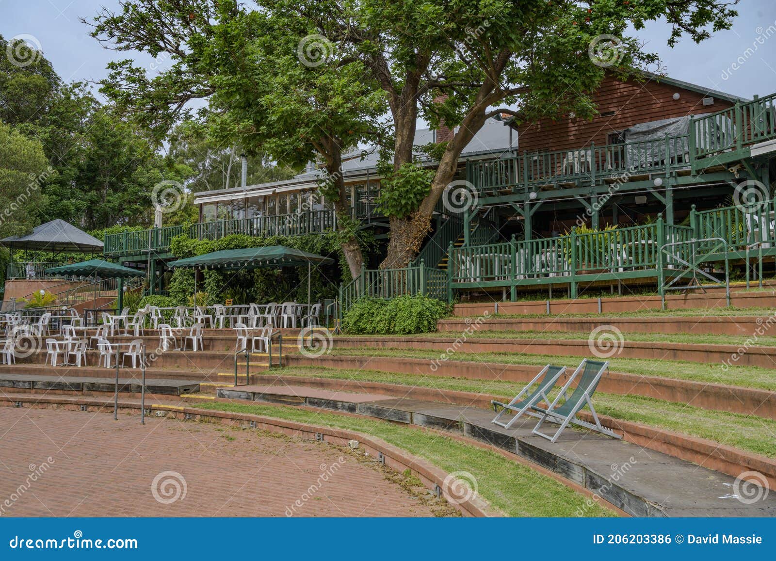 Mundaring Weir Hotel and Tavern Editorial Photo - Image of australian ...