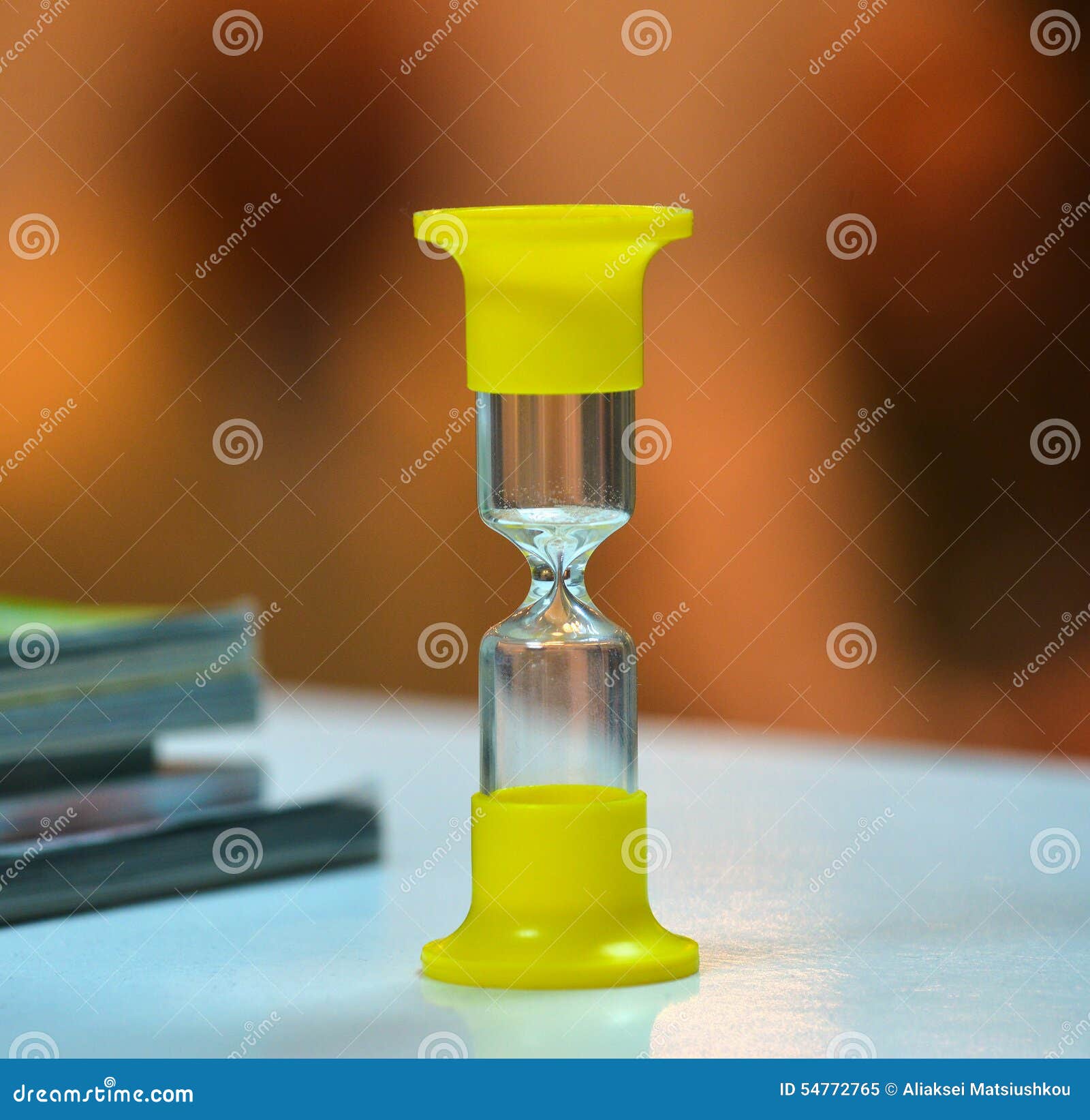 1,079 Hourglass Sandglass Sand Timer Sand Clock Isolated White Stock ...