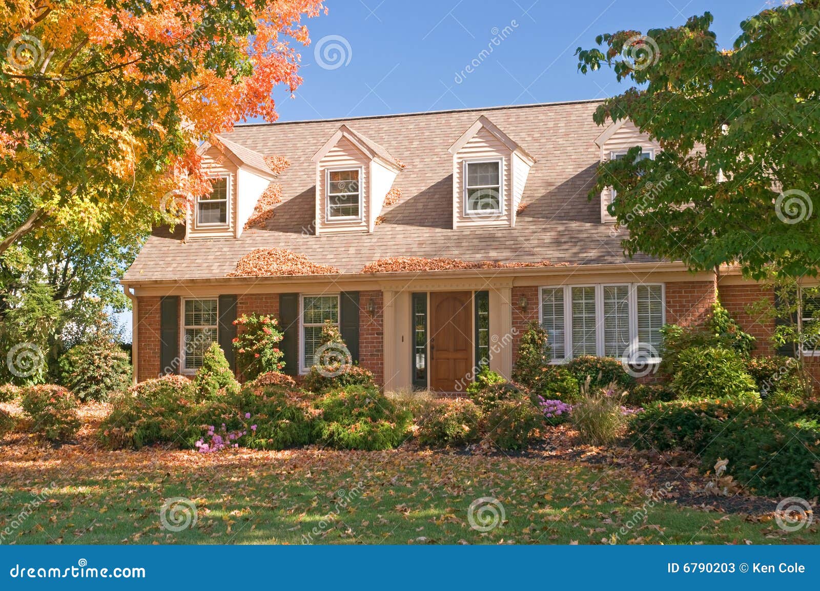 House in autumn stock image. Image of autumn, colors, lawn - 6790203