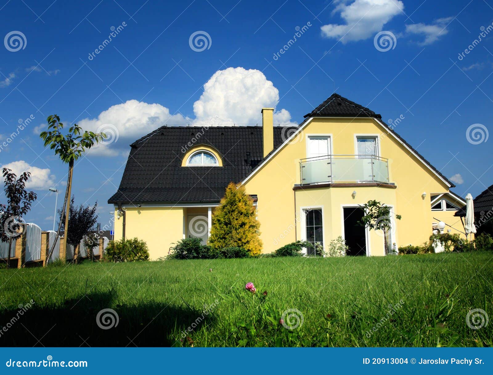 House with blue heaven stock photo. Image of investment - 20913004