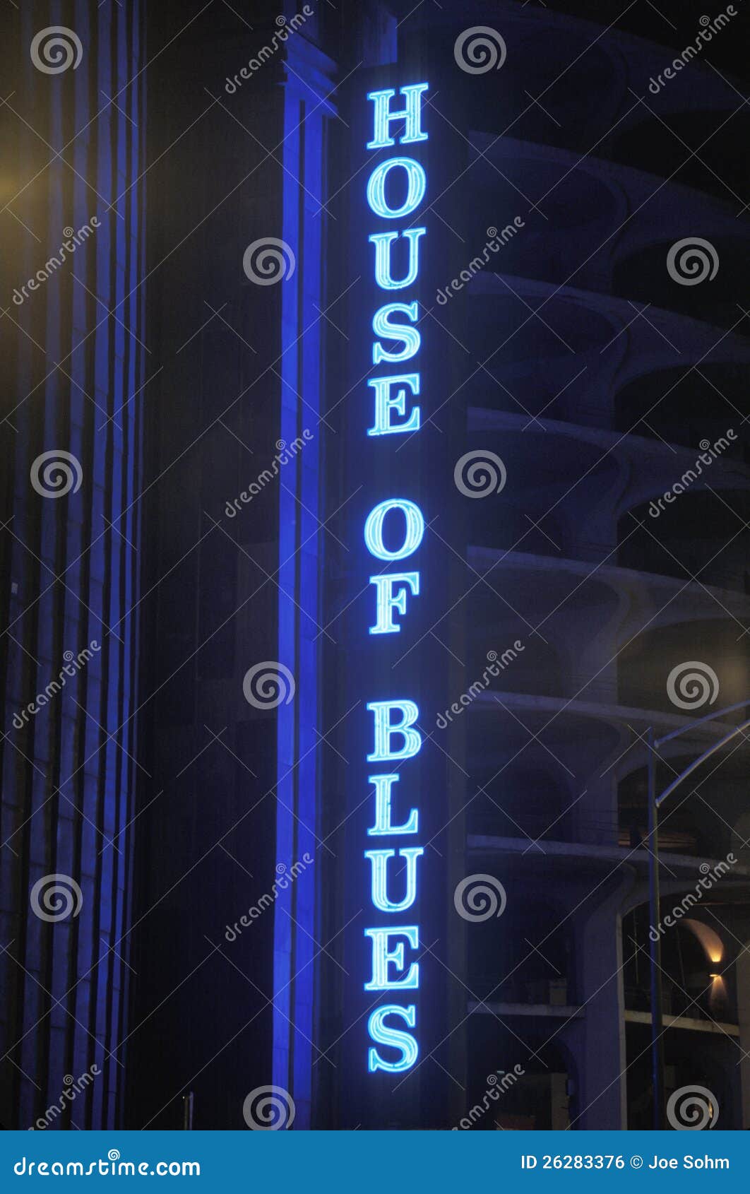House of Blues neon sign editorial photo. Image of night - 26283376