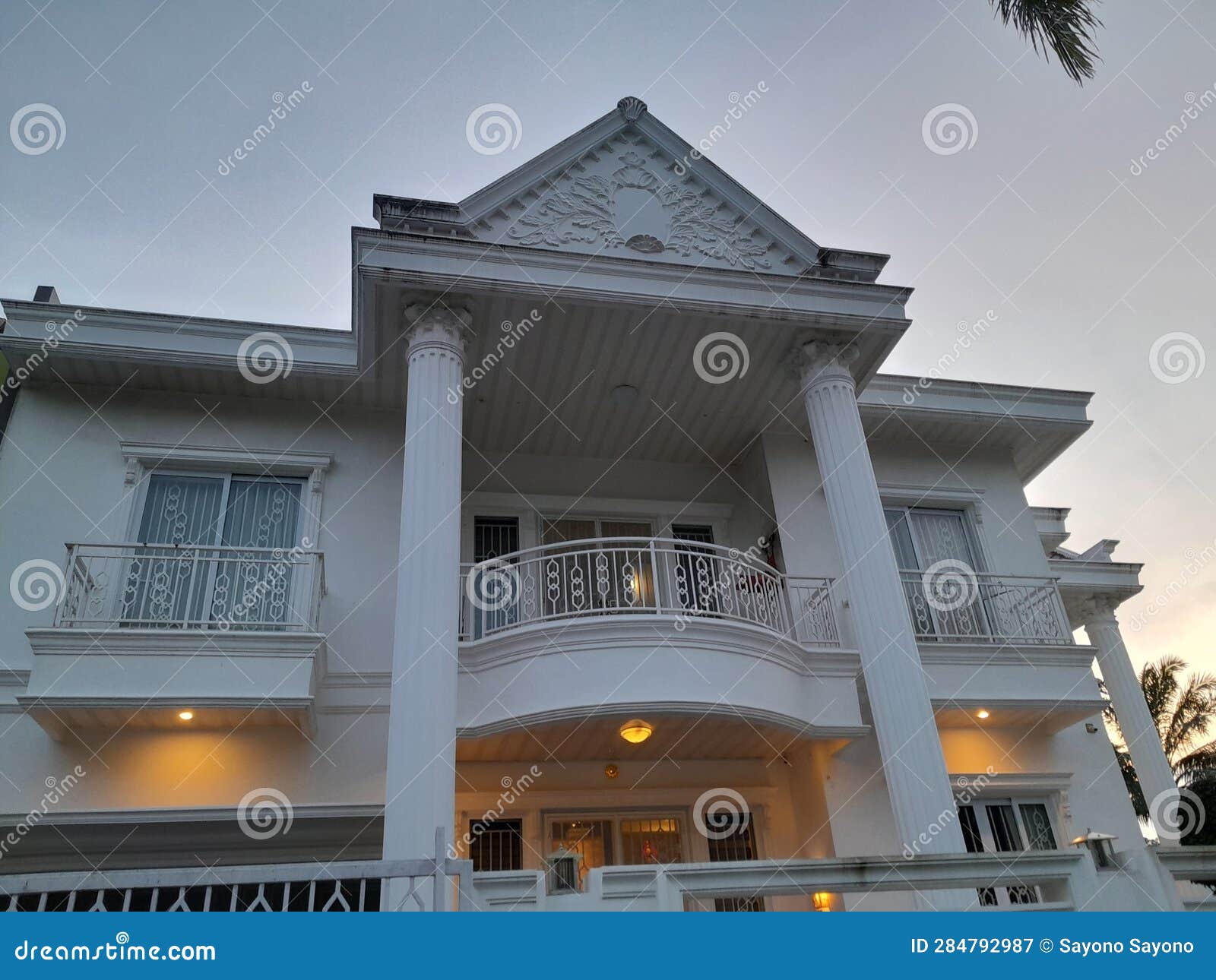 A House Building with a Unique and Iconic Design that Looks so ...