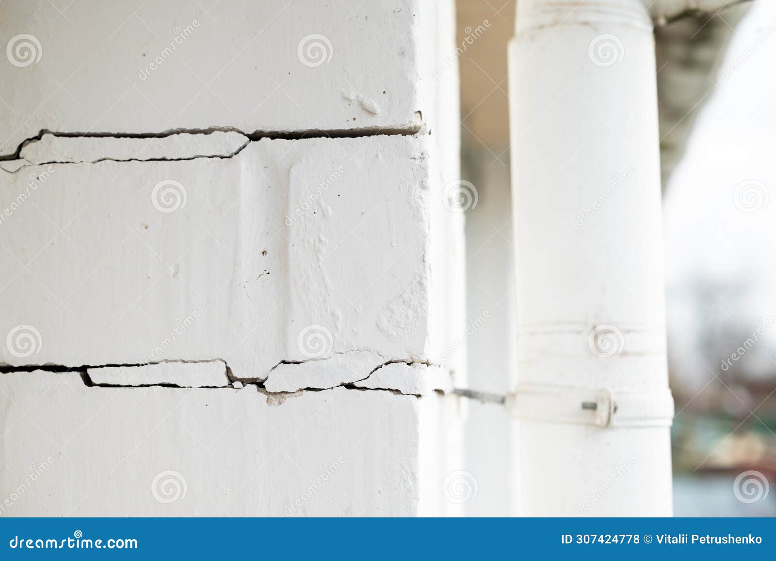 White Brick Wall with Cracks Stock Photo - Image of block, construction ...