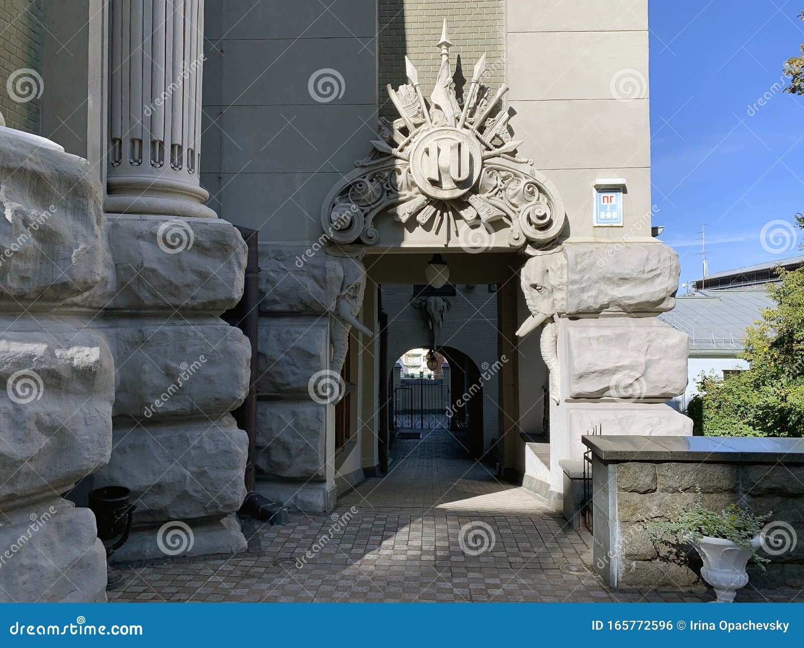 House with Chimeras by Architect Gorodetsky Editorial Photo - Image of ...