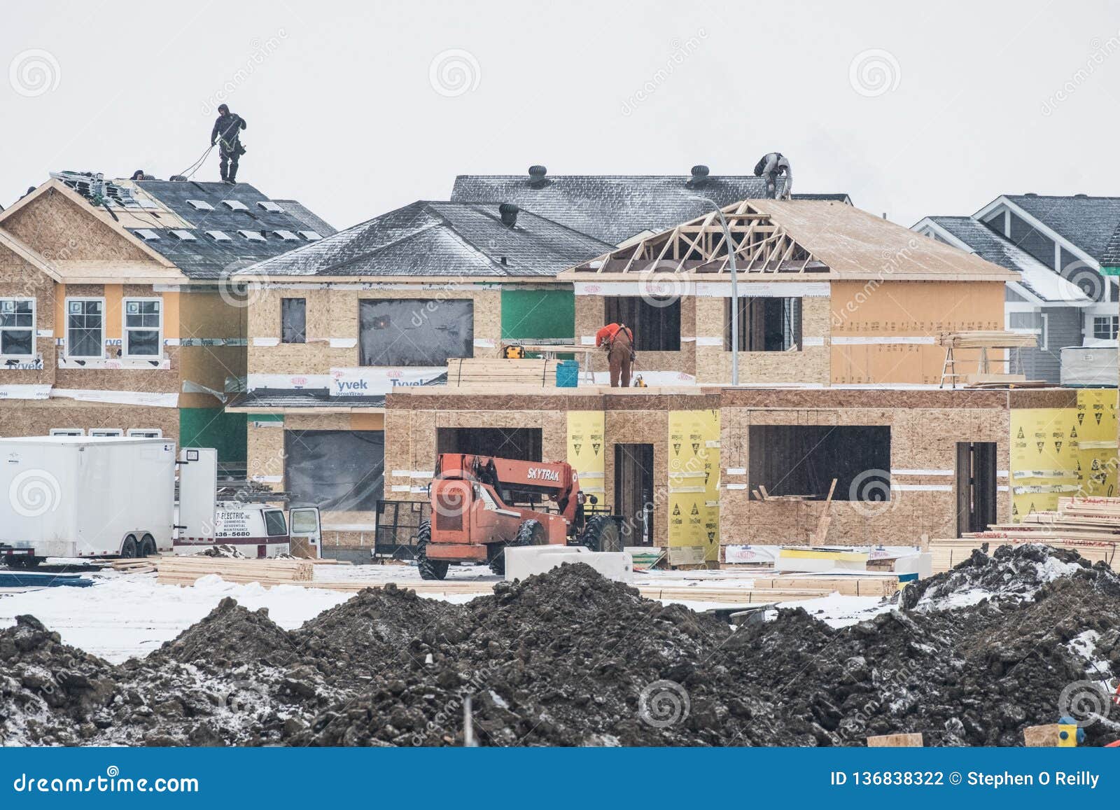 House Construction , Edmonton , Alberta Editorial Photography - Image ...
