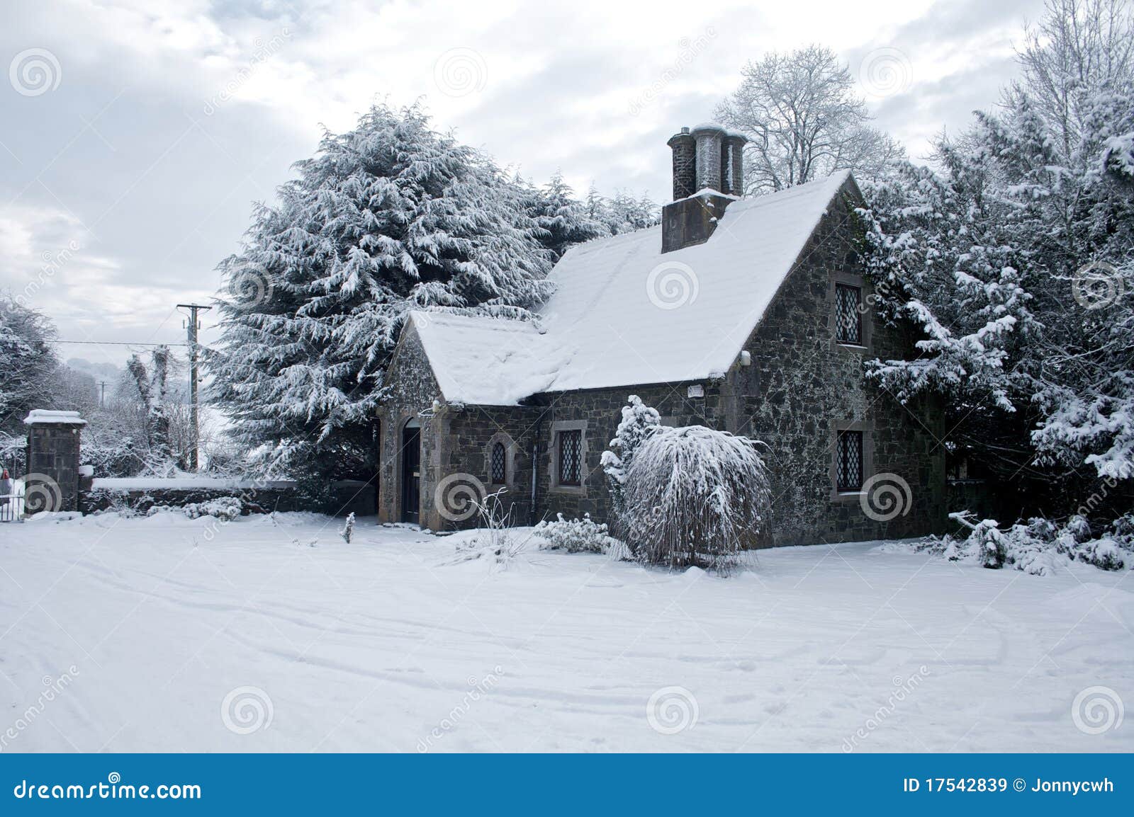 House Covered in Snow Ireland Stock Image - Image of frost, freeze ...