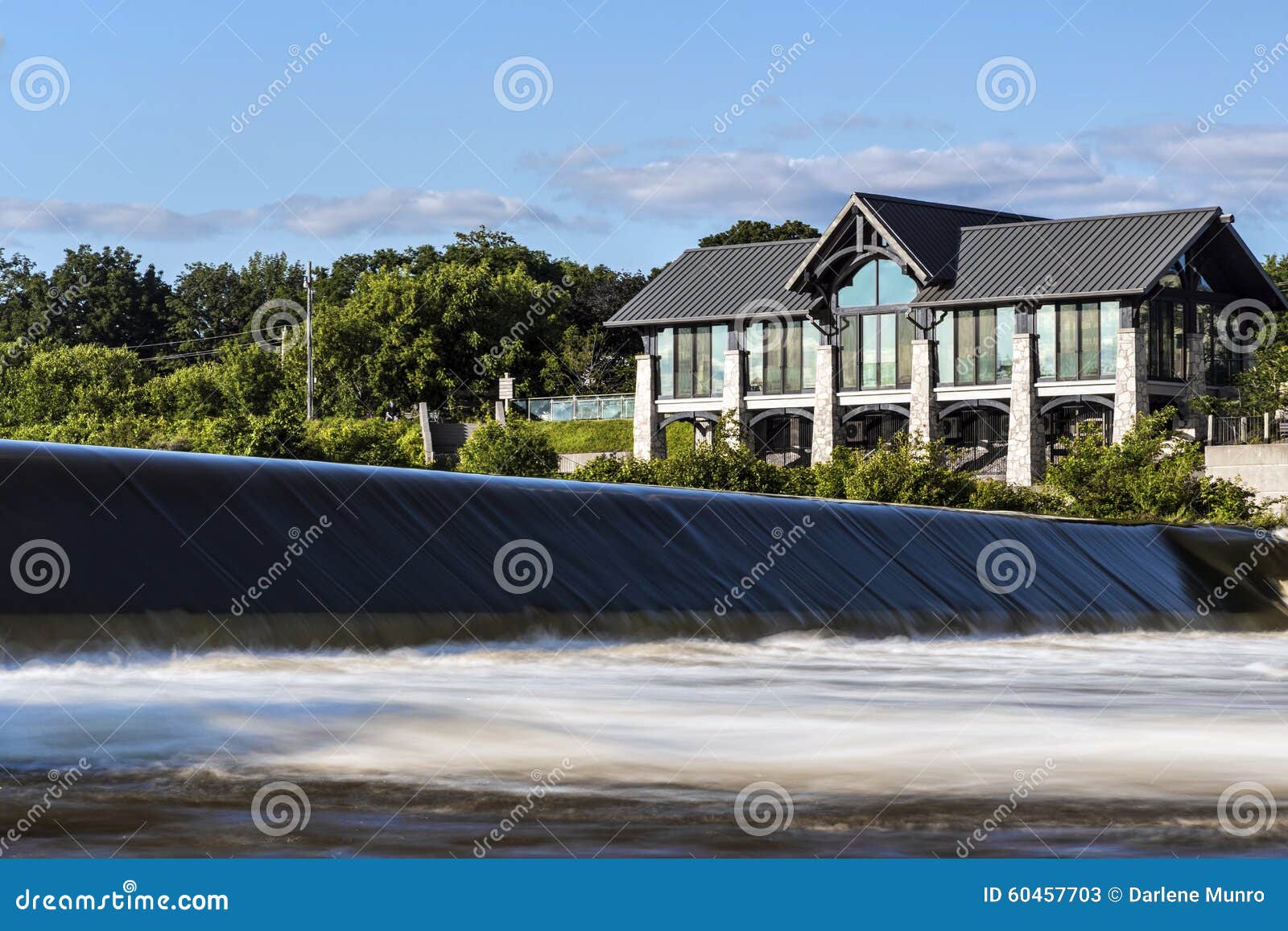 House by the Dam editorial stock photo. Image of parkhill - 60457703