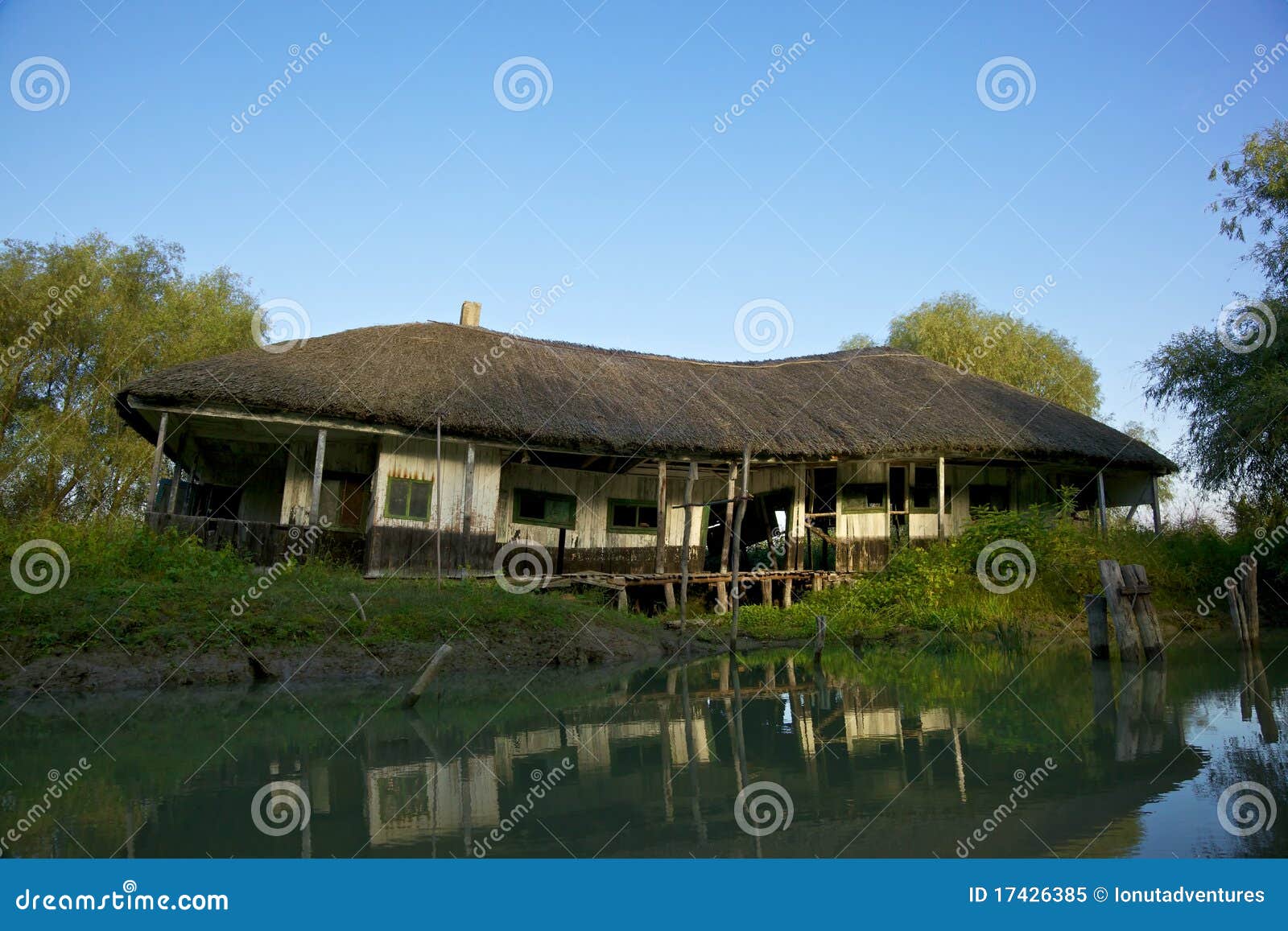House in Danube Delta, Romania Stock Image - Image of forest, fisher ...