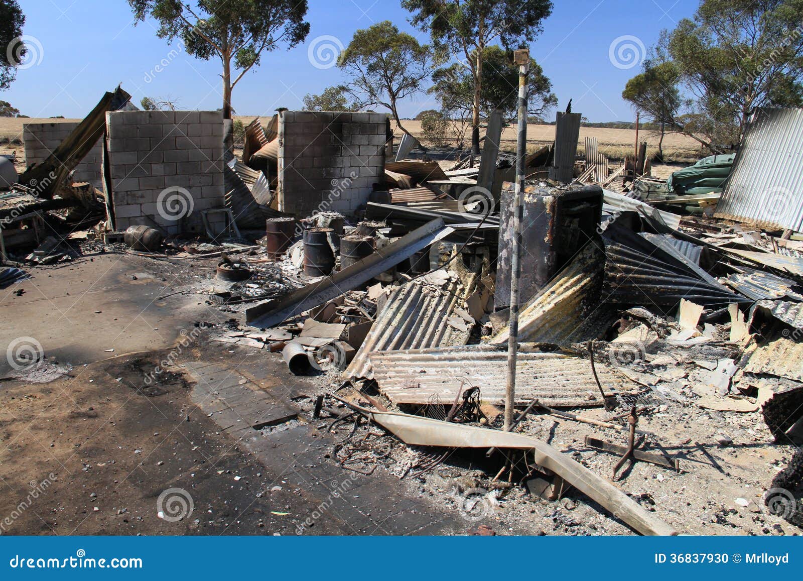 House Destroyed By Fire. Royalty-Free Stock Photography | CartoonDealer ...