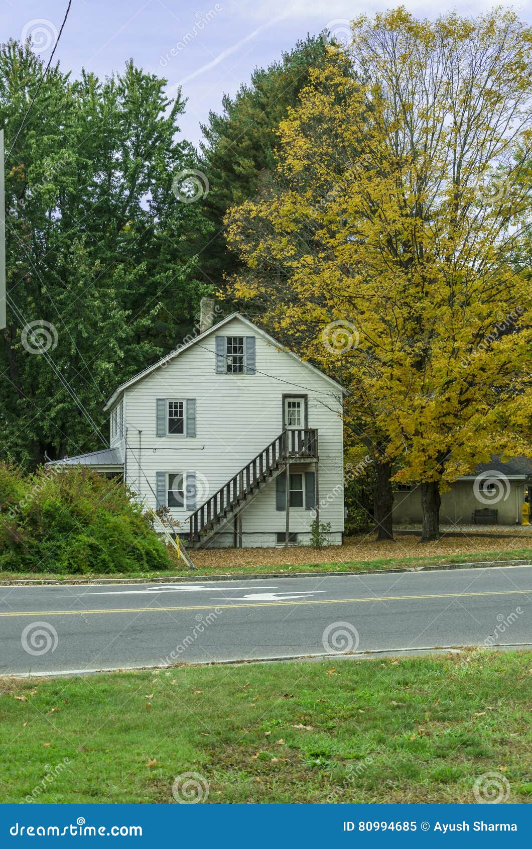 House in Fall Season on Countryside Editorial Image - Image of nature ...