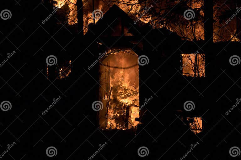 House Fire with Intense Flame, Fully Engulfed House Fire Stock Image ...