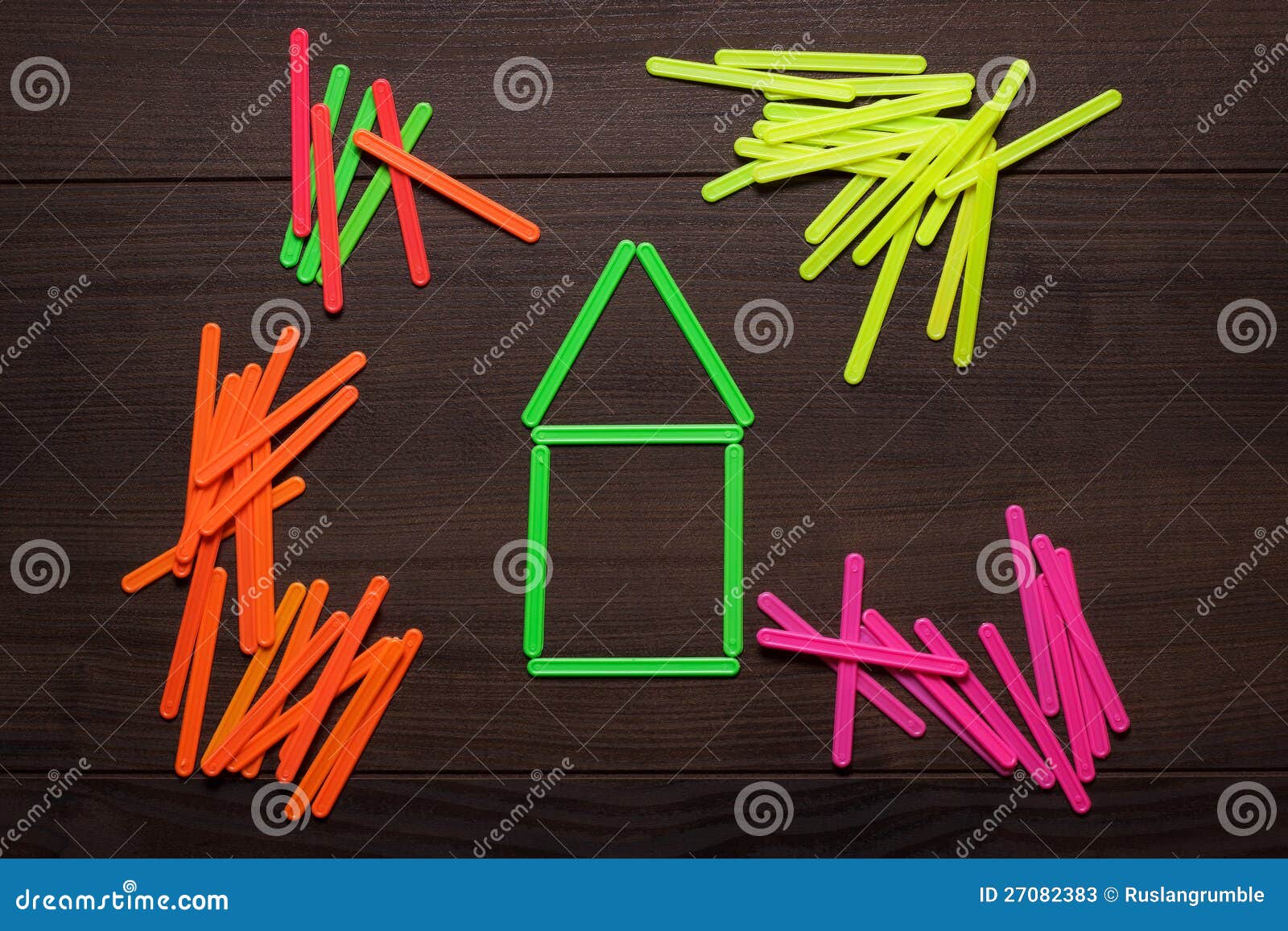 Counting Sticks Ordered To Form A Descending Bar Chart Royalty-Free ...