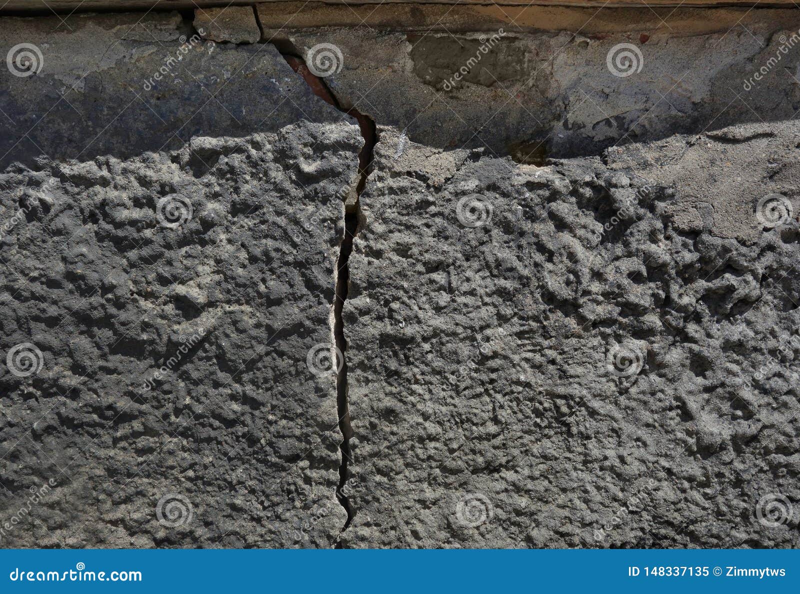 House foundation crack stock image. Image of break, construction ...