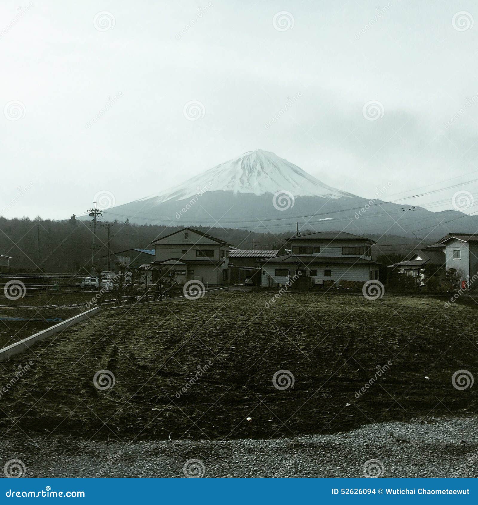 House Front of Fuji Mountain Stock Photo - Image of snow, white: 52626094
