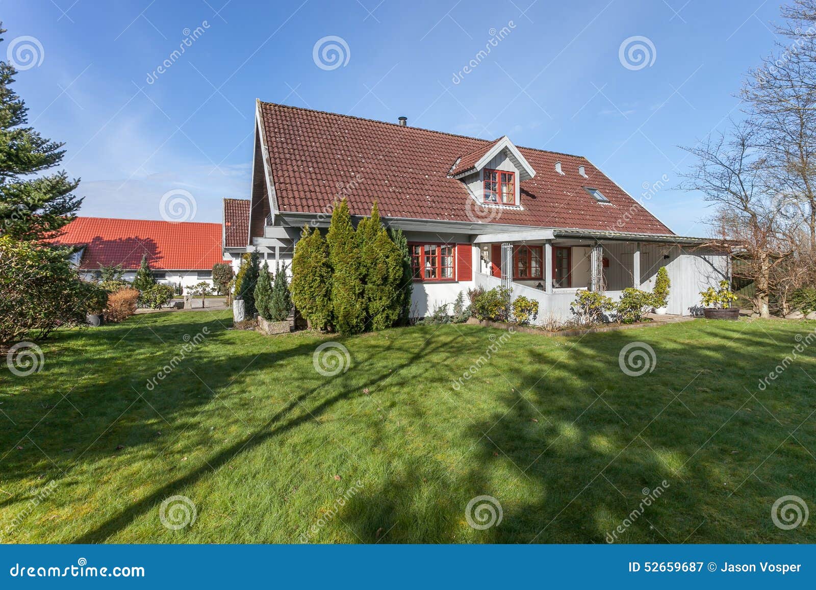 House and Garden in Denmark Stock Image - Image of farm, grass: 52659687