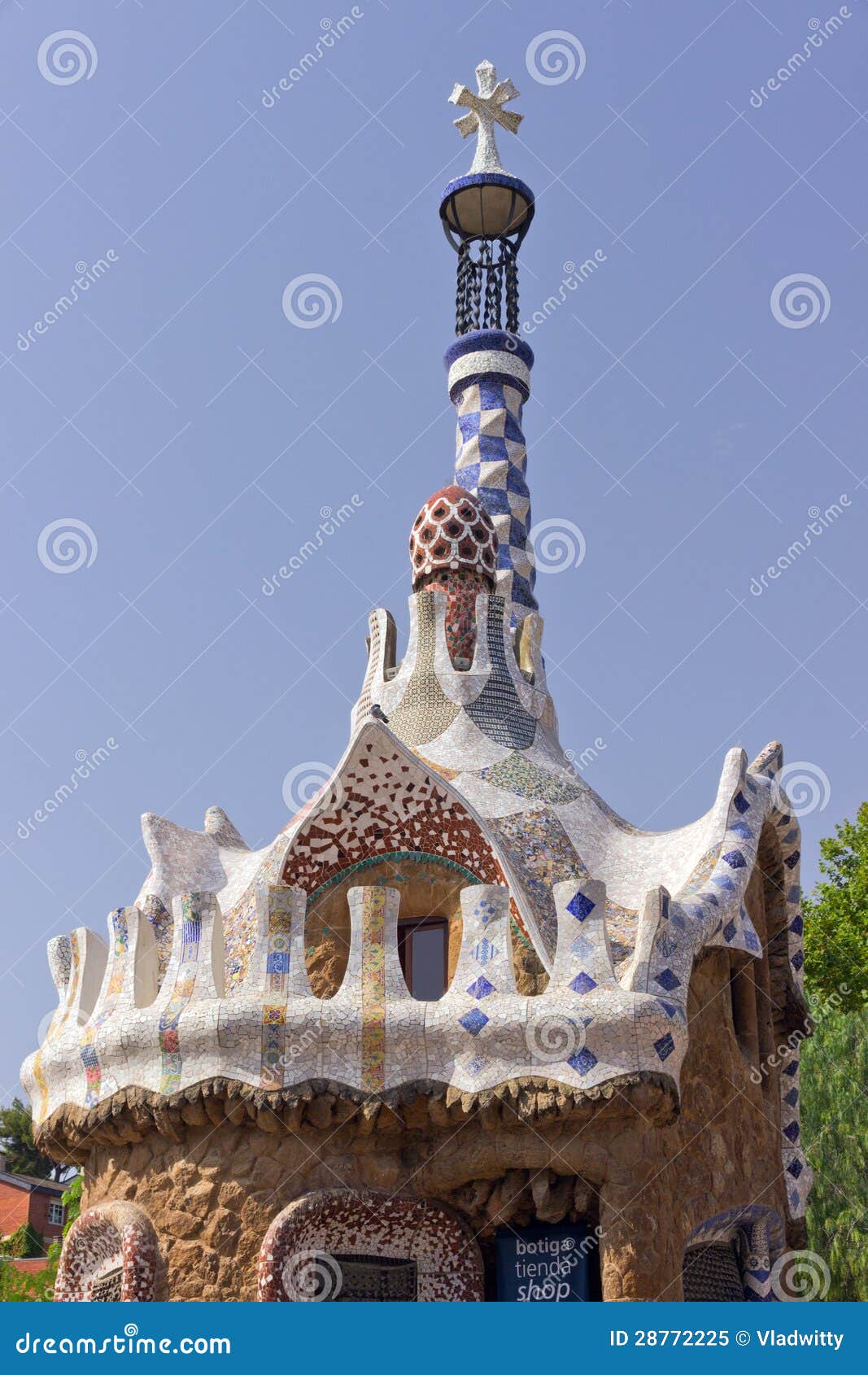 House Gaudi stock image. Image of mosaic, central, parc - 28772225