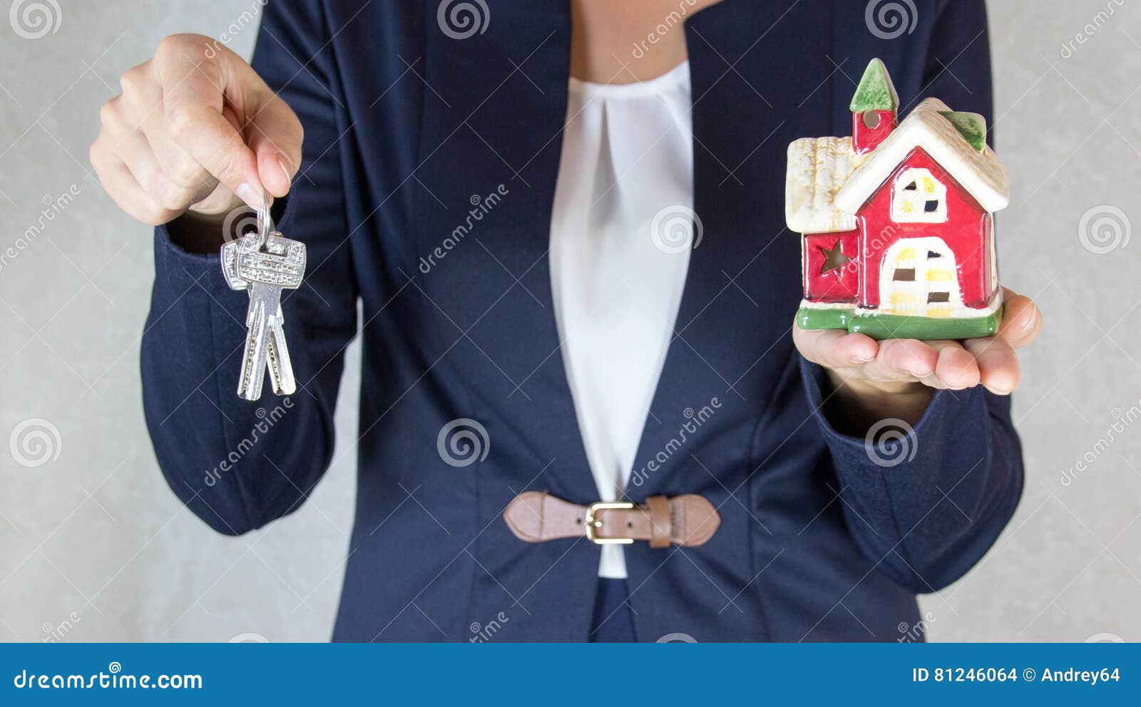 House in Hand. Keys in a Hand Stock Photo - Image of keychain, business ...
