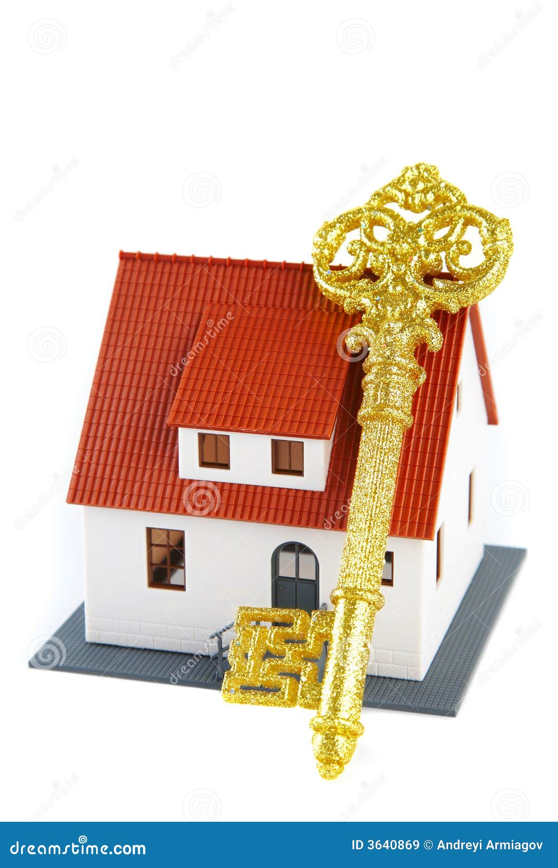House and key stock image. Image of artificial, concepts - 3640869