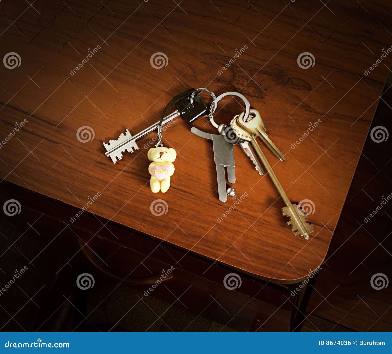 House Key In Bunch With Trinkets Stock Photo - Image of dwelling, funds ...