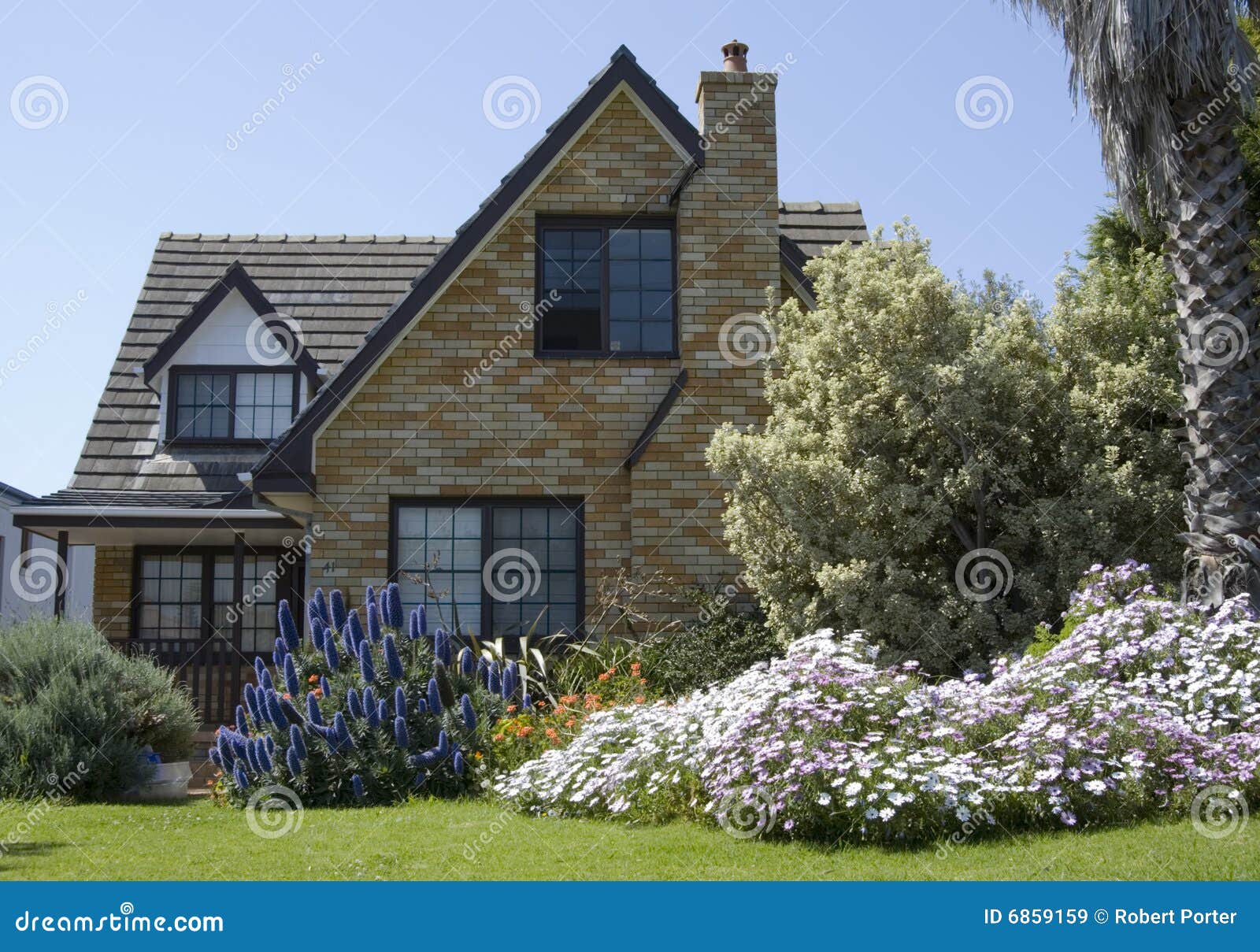 House with a Messy Garden stock image. Image of living - 6859159