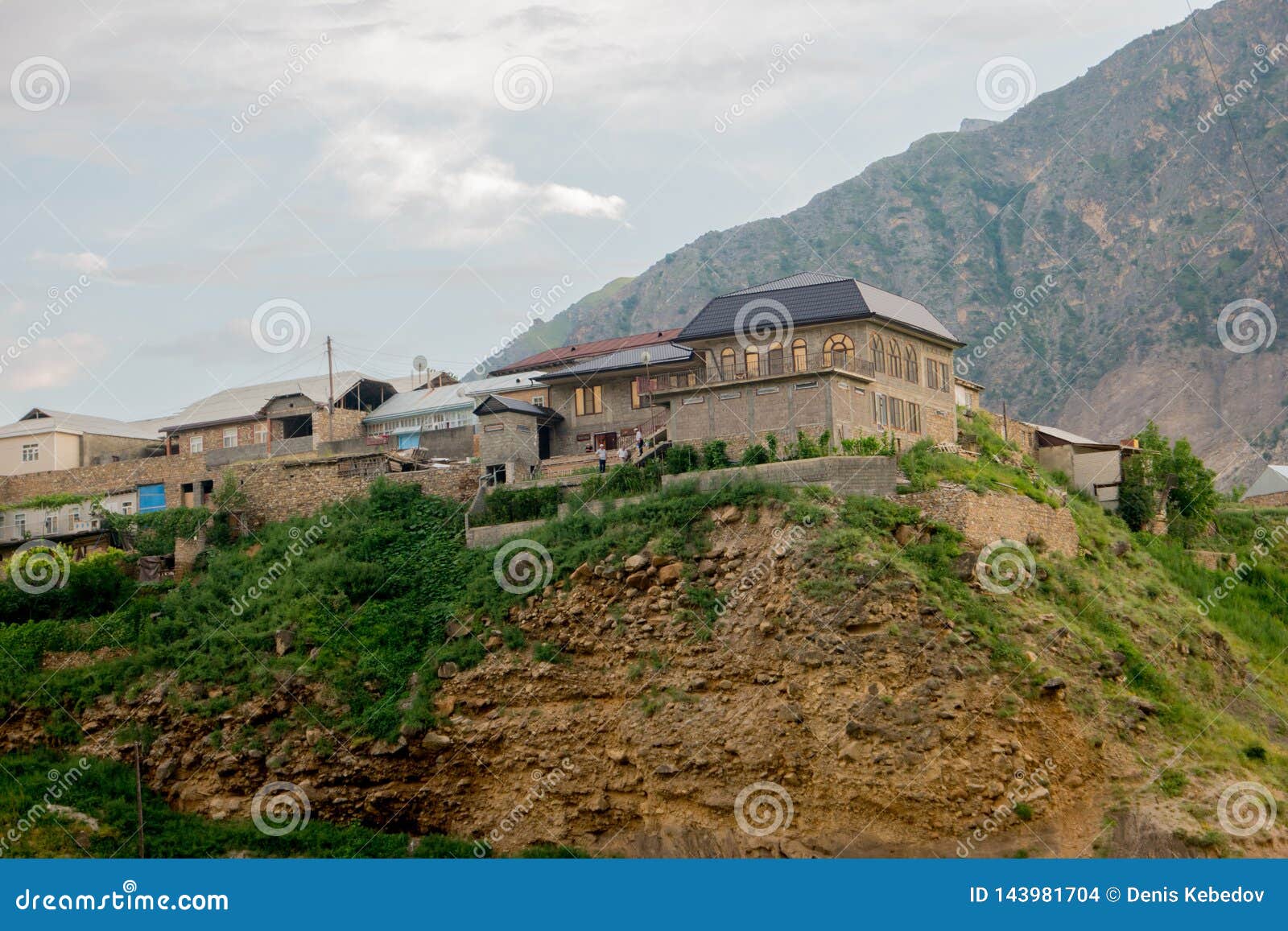 House on the mountain editorial stock image. Image of outdoors - 143981704