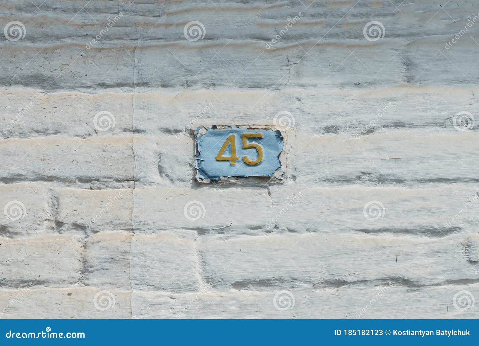House Na 45 Sign on White Brick Wall , Forty-five Stock Image - Image ...