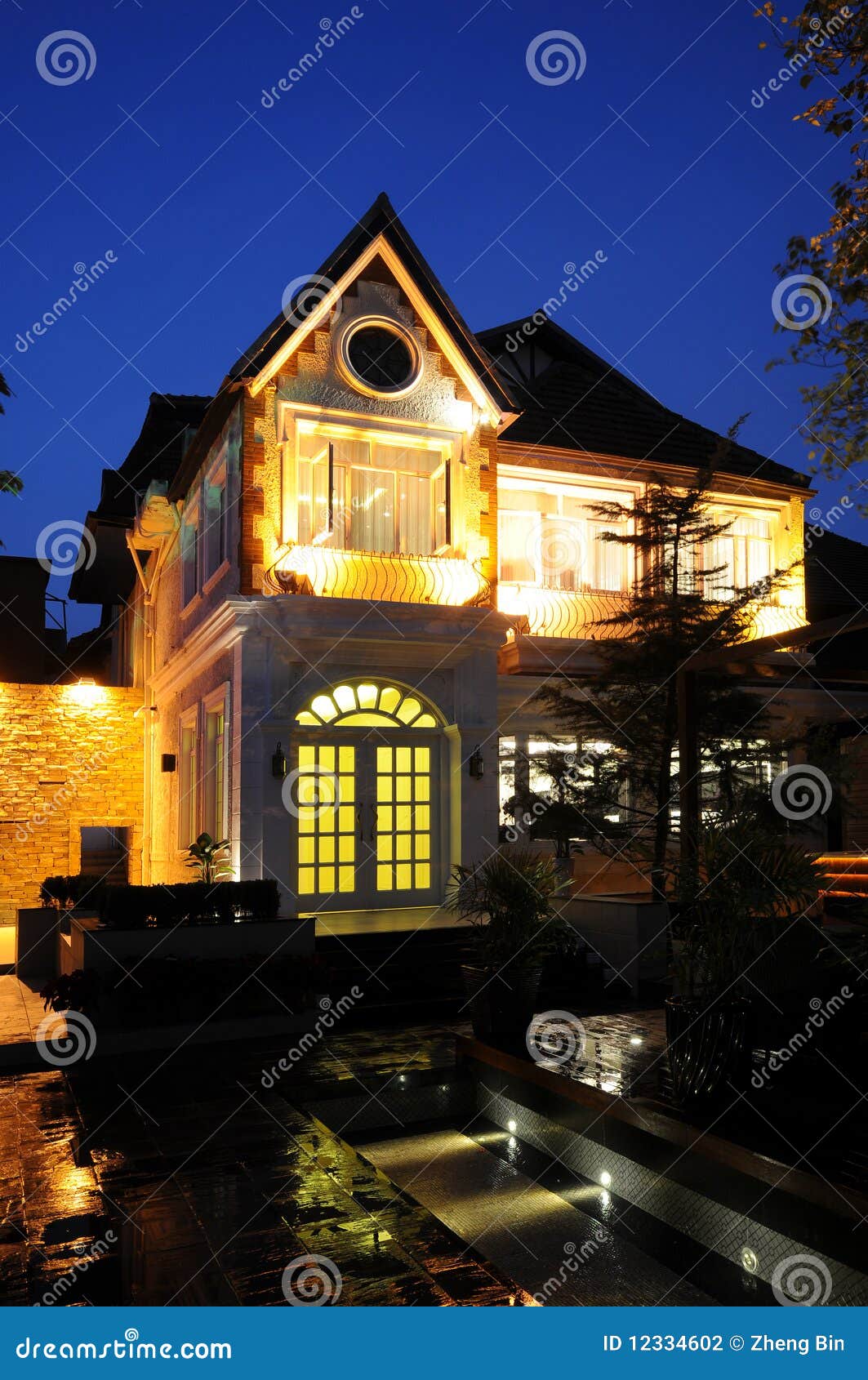 House at night stock photo. Image of home, luxury, designer - 12334602