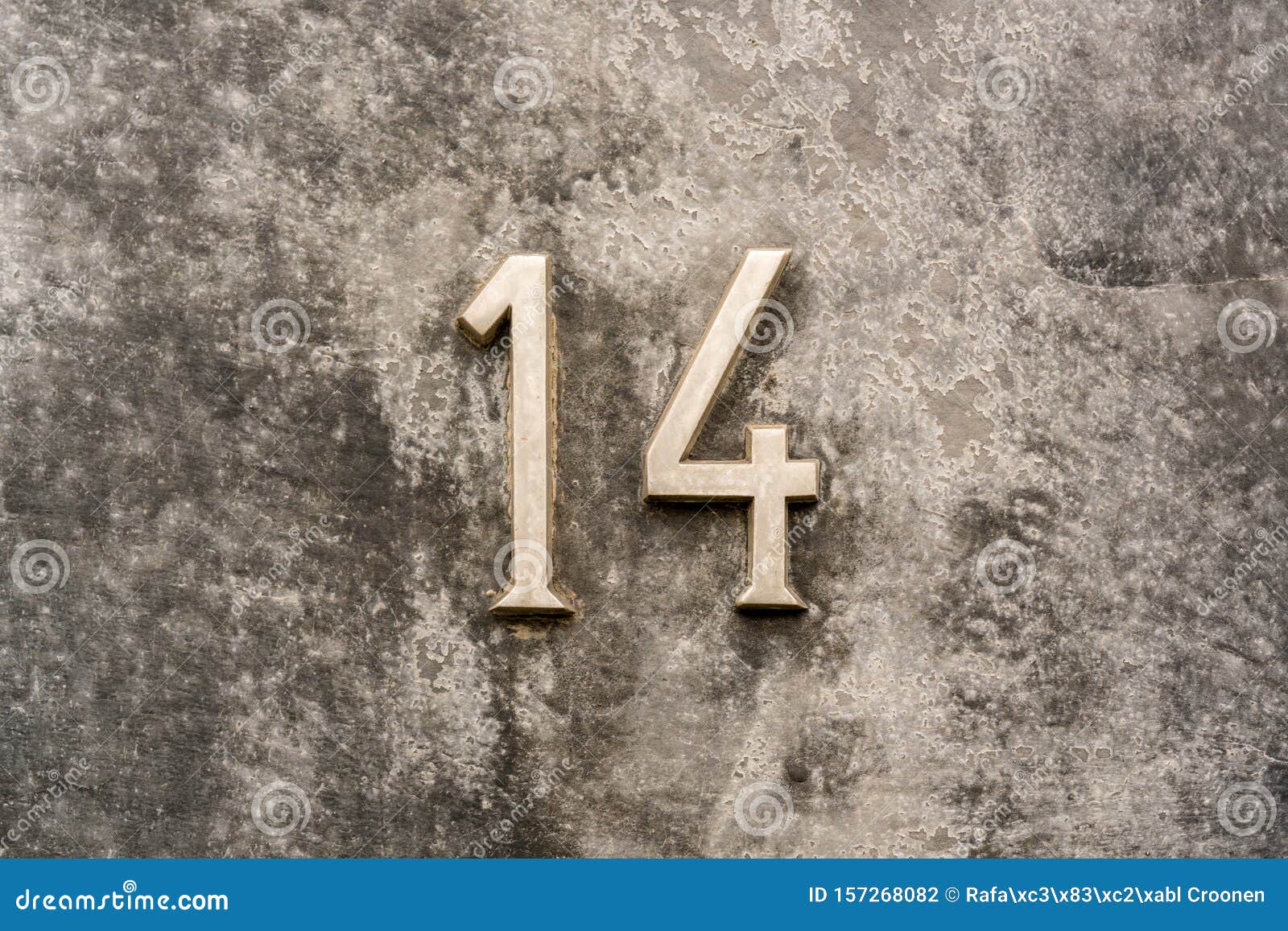 House number 14 arkivfoto. Bild av symbol, adress, värde - 157268082