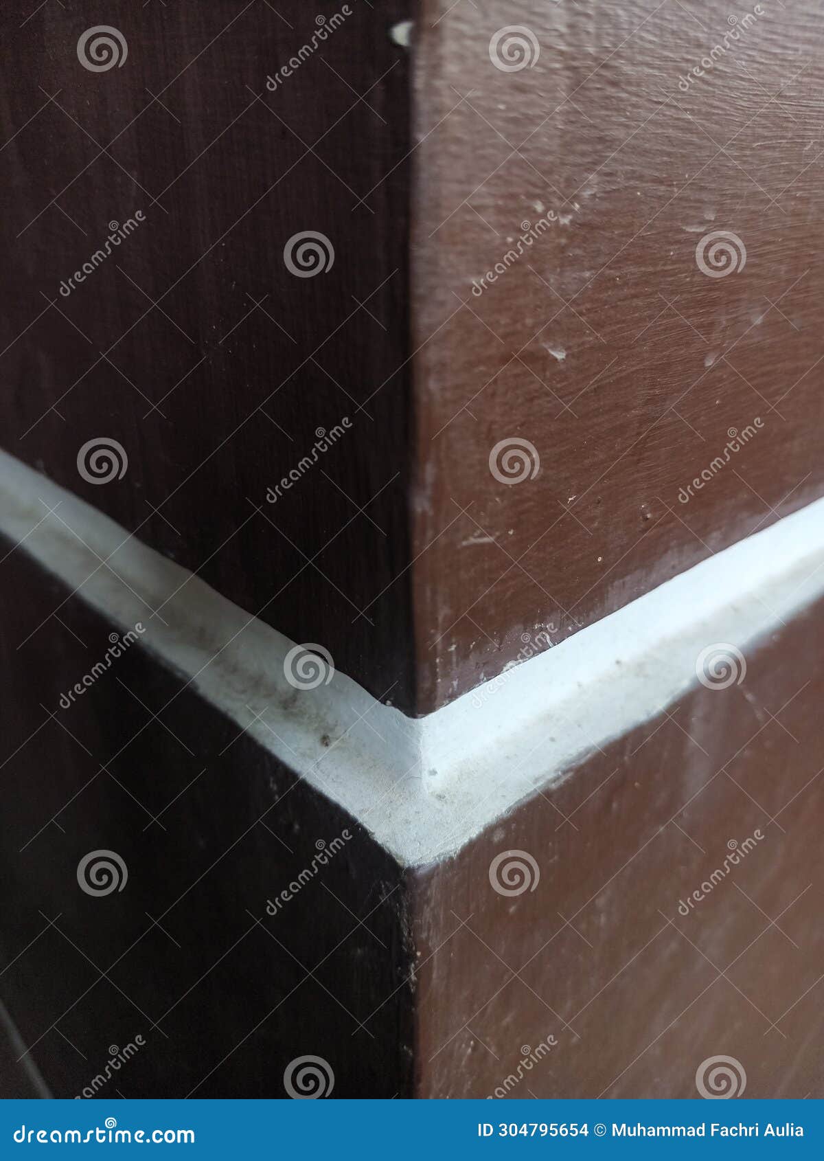 The House Pillars Have a White Horizontal Slit Motif Stock Photo ...