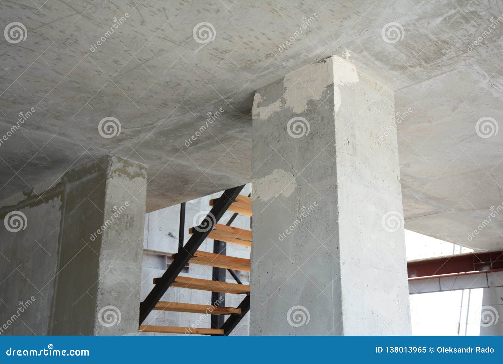 House Room Column from Concrete Stock Image - Image of interior, close ...