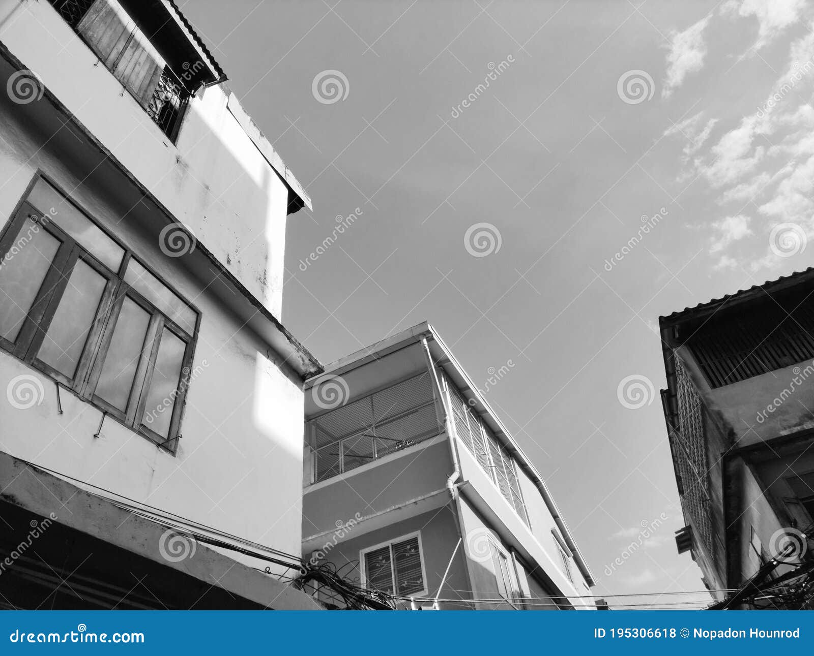 A House is a Single Unit Residential Building Stock Photo - Image of ...