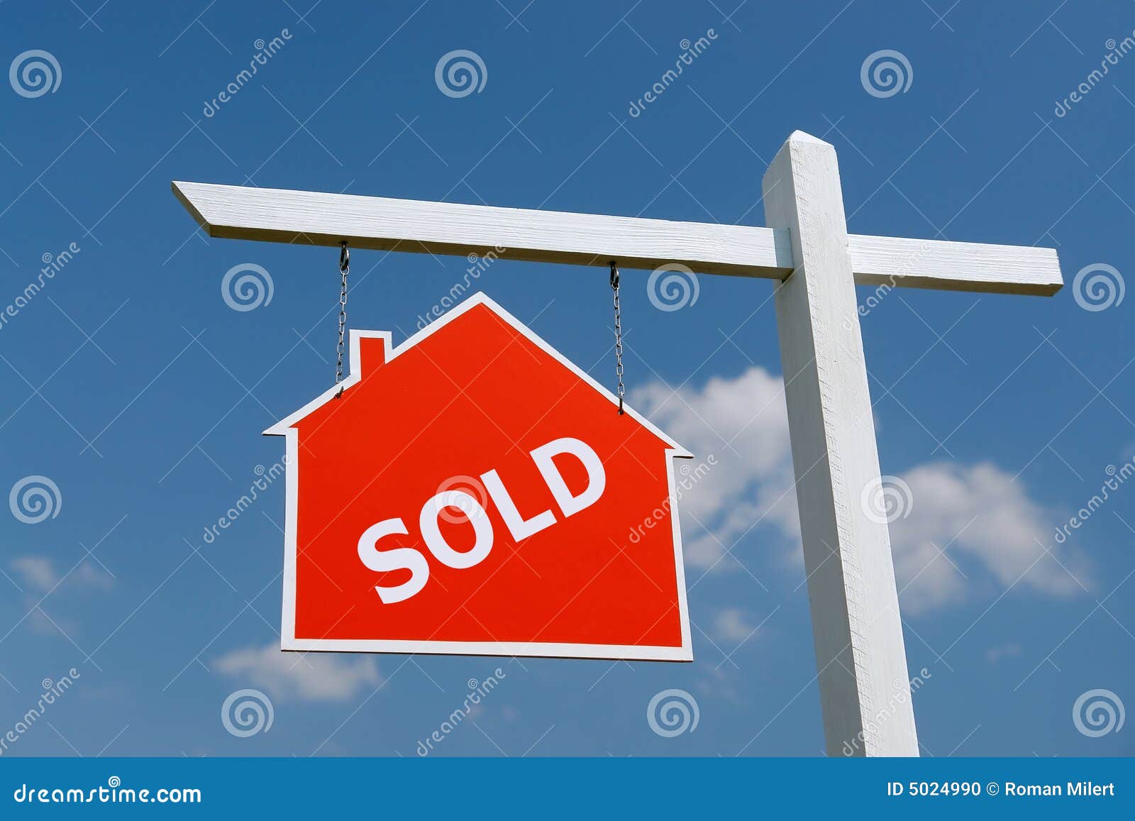 House Sold signpost stock photo. Image of commodity, conceptual - 5024990