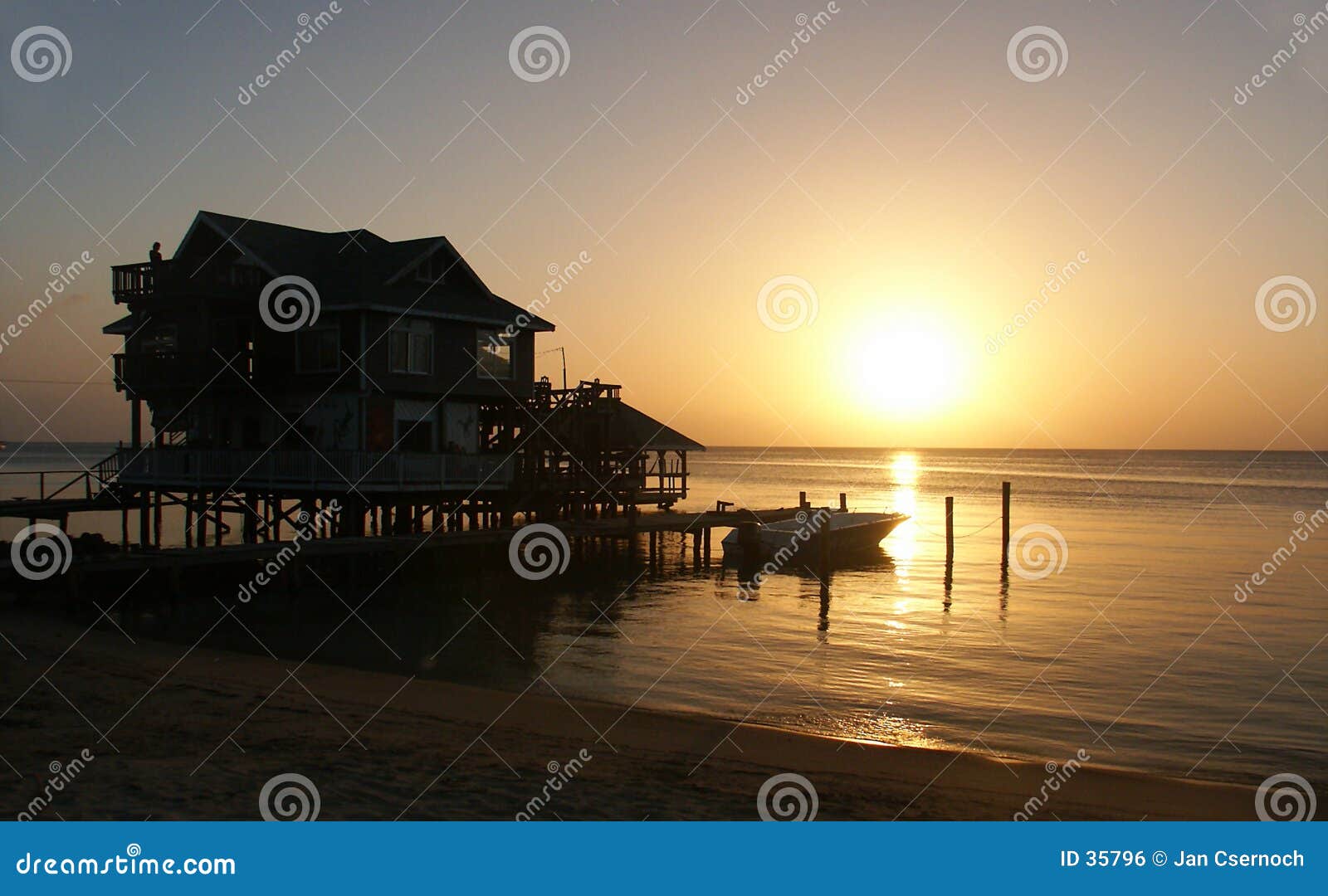 House with Sunset on the Seashore Stock Photo - Image of horizon ...
