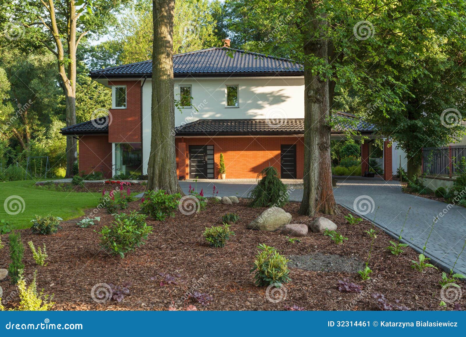 House in trees stock image. Image of family, roof, door - 32314461