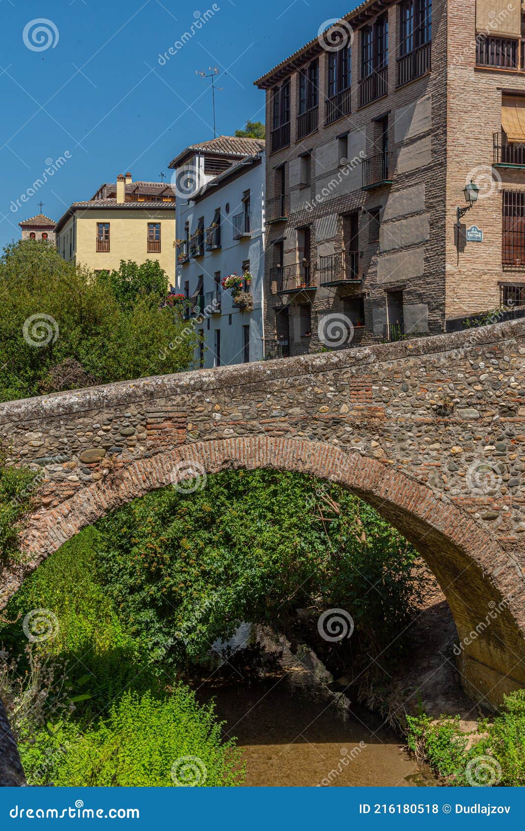 Houses Alongside River Darro in Granada, Spain Stock Photo - Image of ...