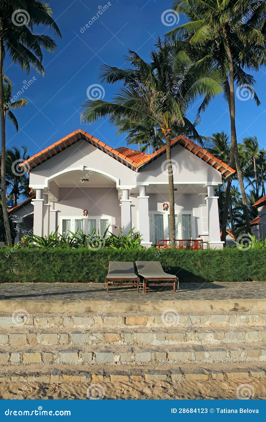 Houses in tropical resort stock image. Image of recreation - 28684123