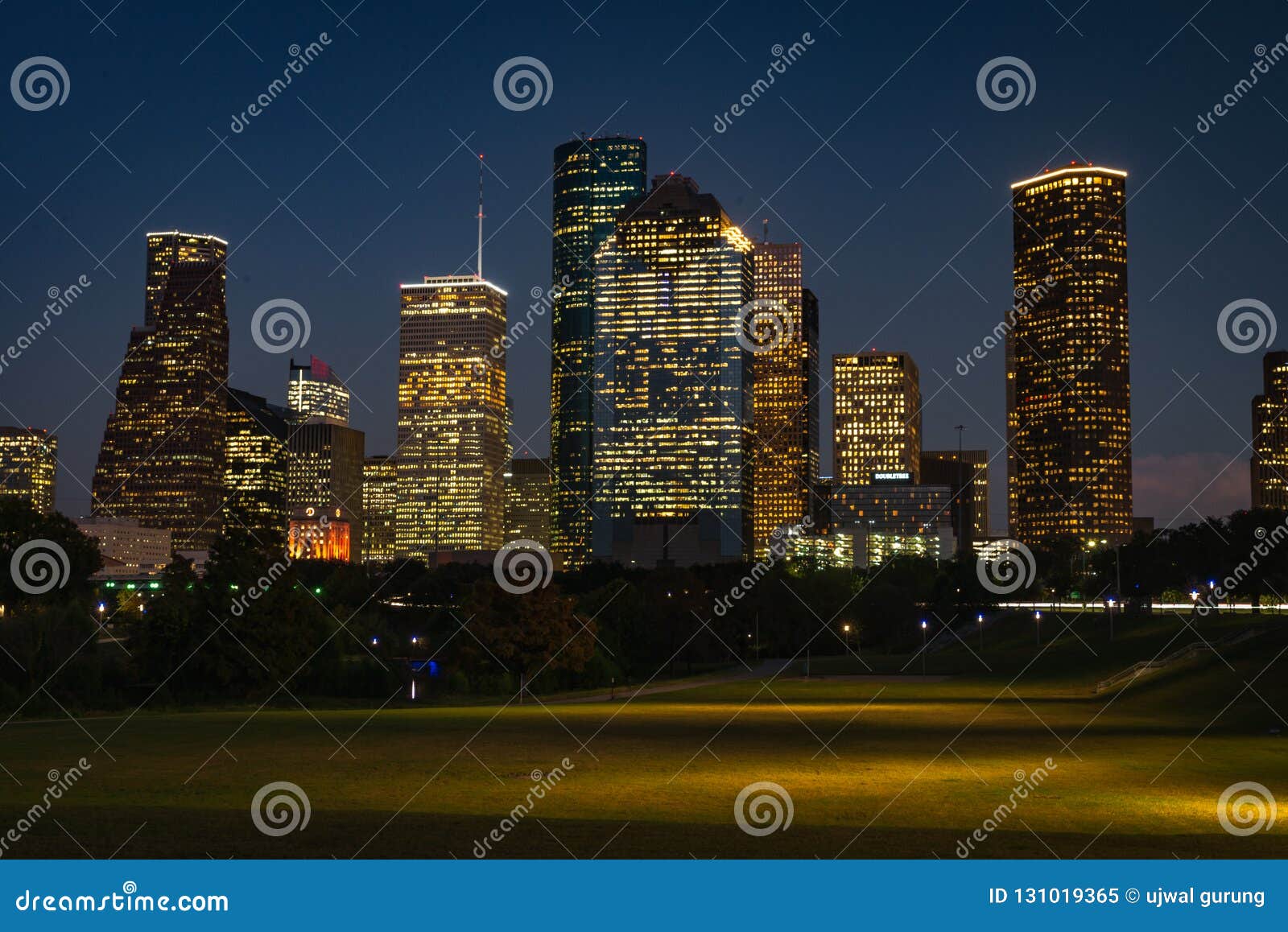 Houston Downtown at night stock image. Image of skyline - 131019365