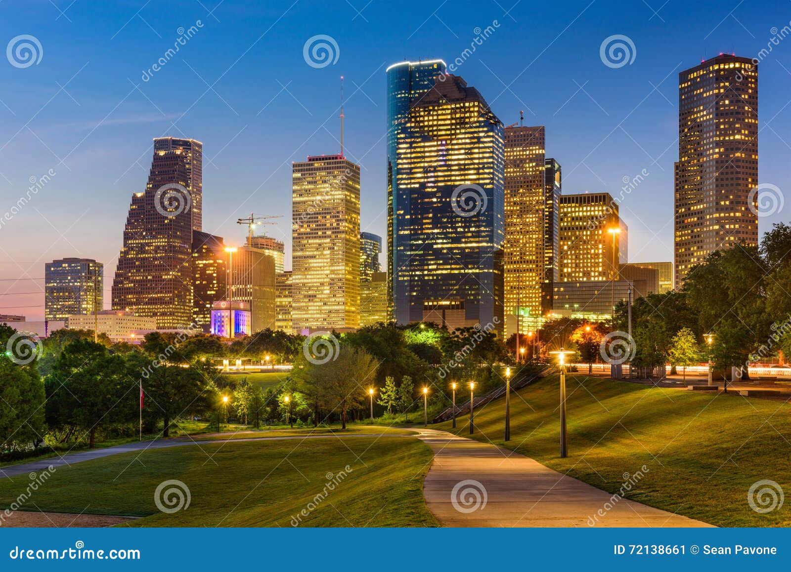 Houston Texas Skyline Et Parc Image stock - Image du aube, financier ...