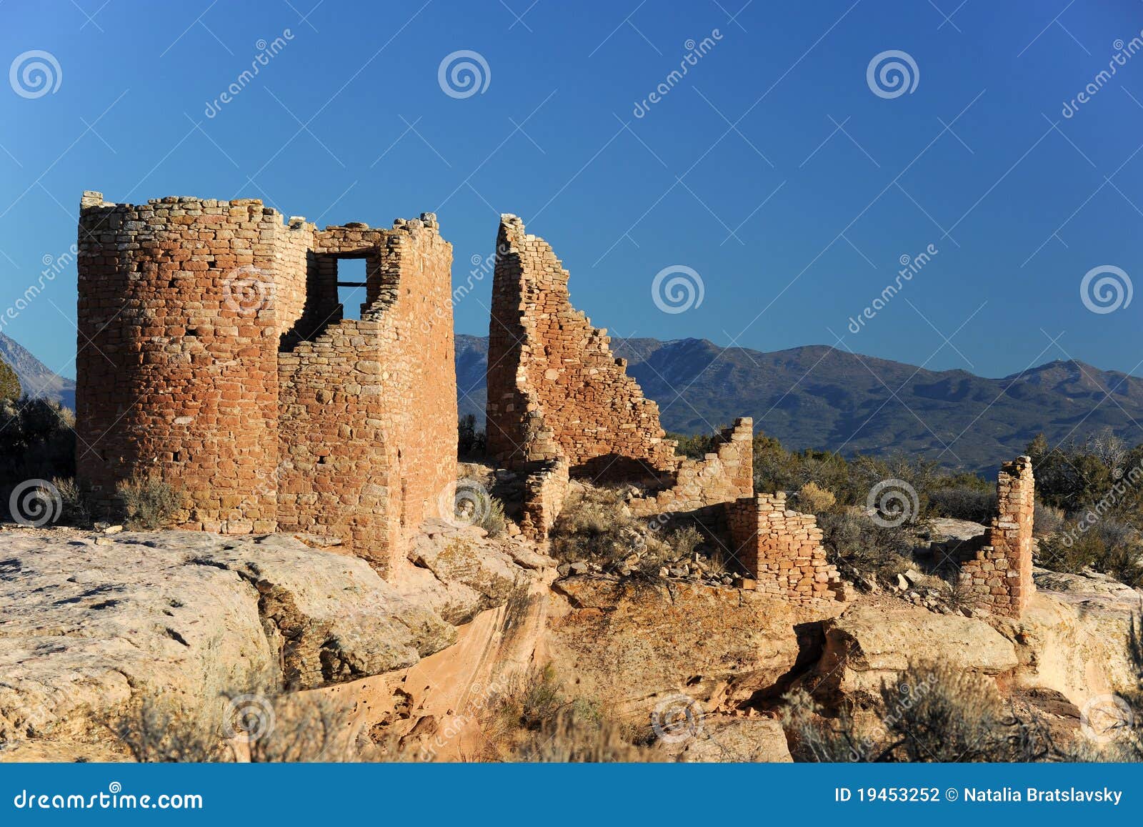 Hovenweep National Monument Stock Photo - Image of parks, mountains ...