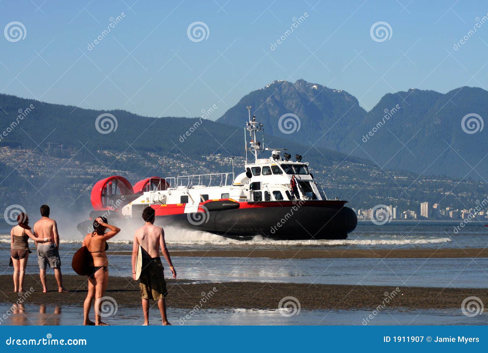 Hovercraft 4 editorial photography. Image of vancouver - 1911907